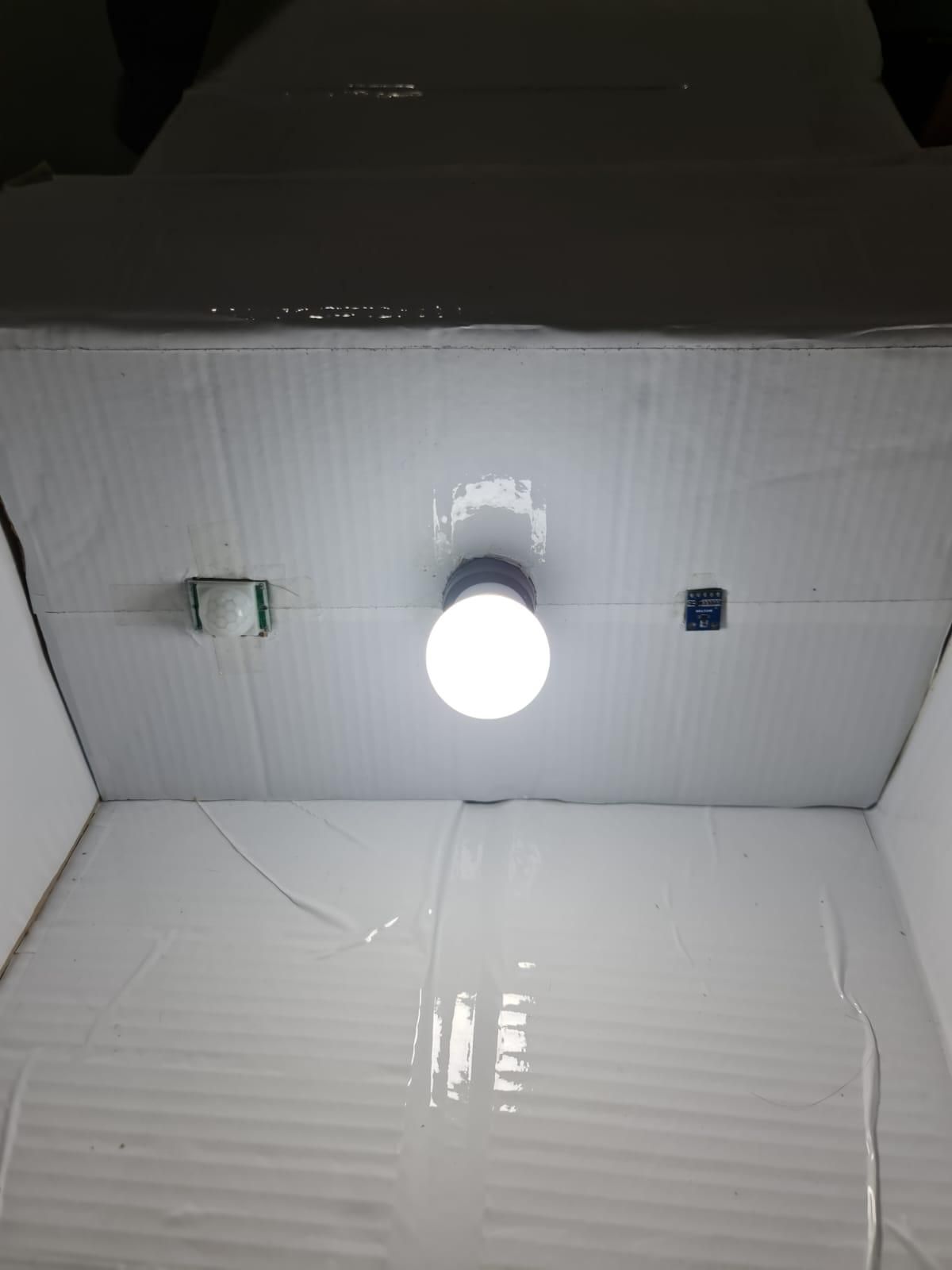 AUTOMATIC LAMP : 5 Steps - Instructables