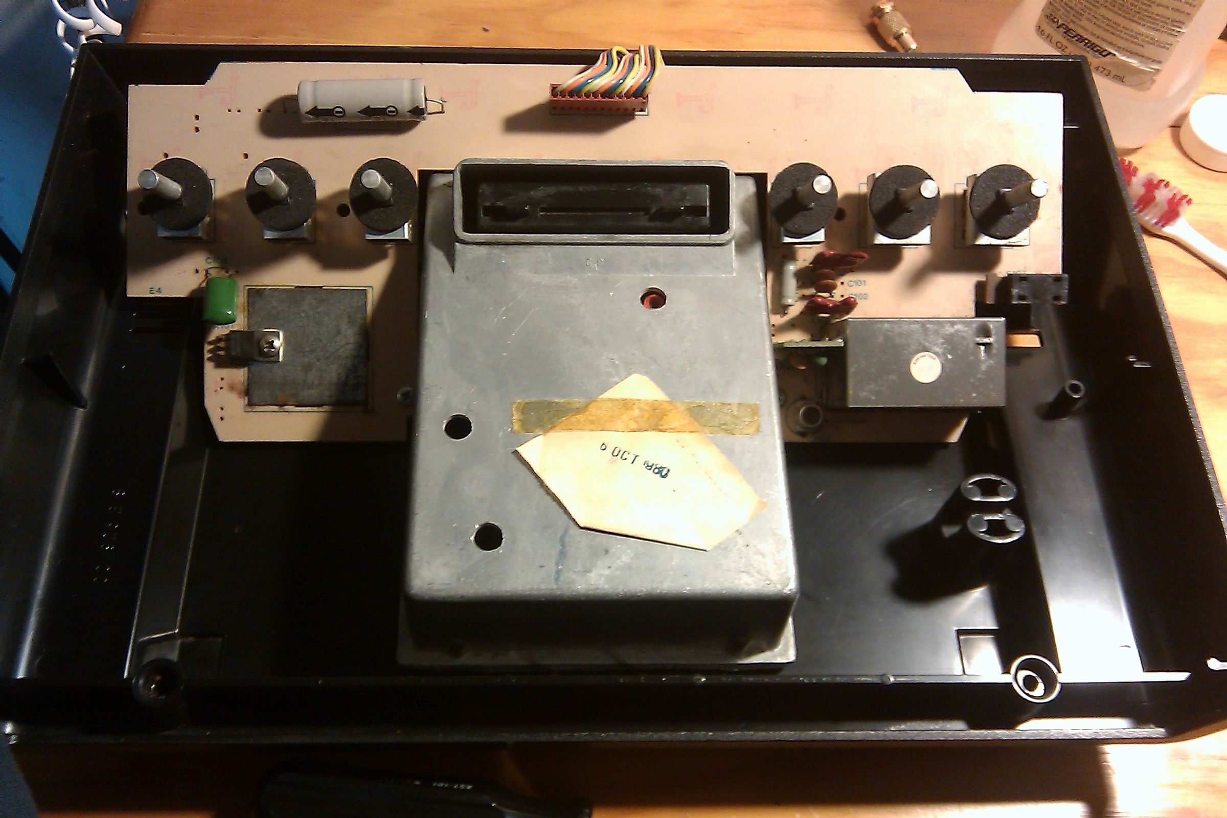 Cleaning an Atari 2600 VCS - Instructables