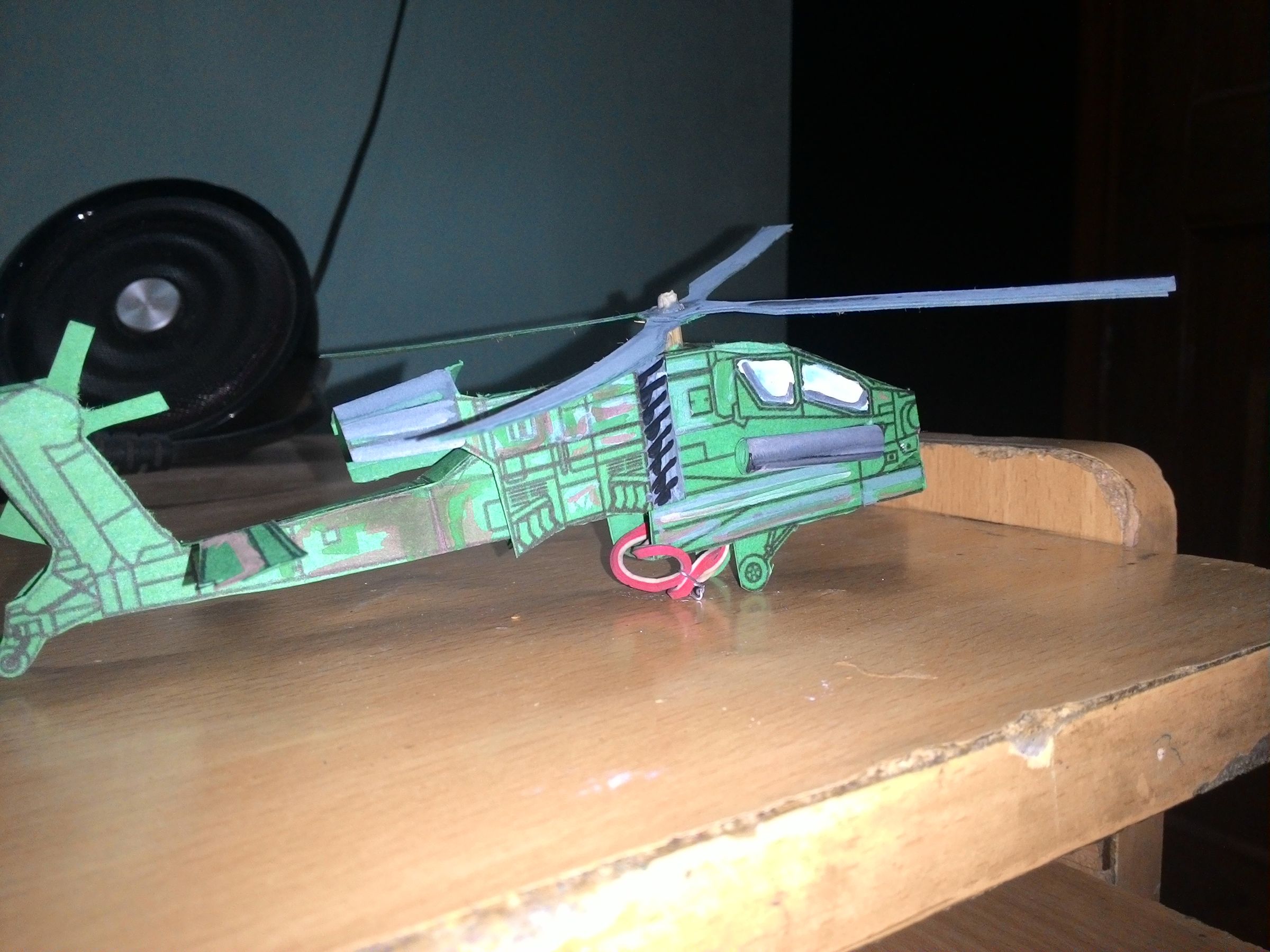 RUBBER BAND PAPER HELICOPTER : 7 Steps - Instructables