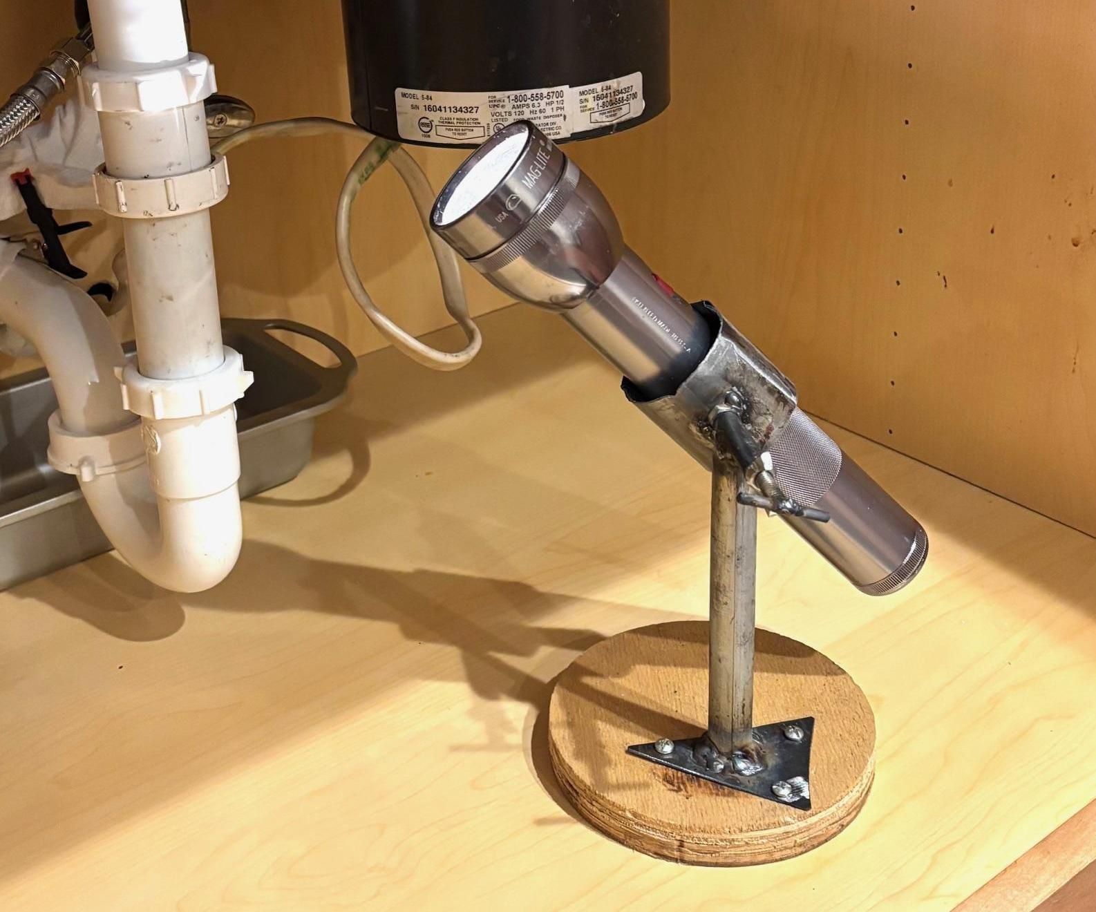 Flashlight Work Stand : 9 Steps (with Pictures) - Instructables