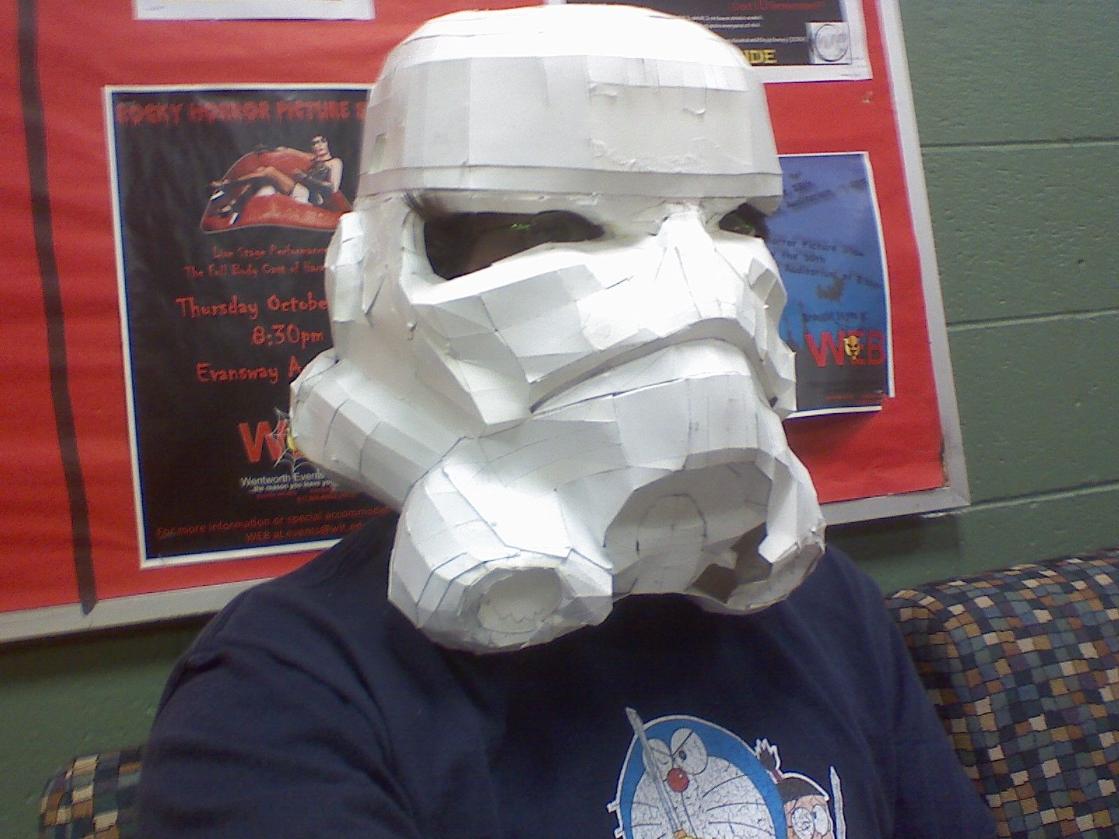 Paper Stormtrooper Helmet : 9 Steps - Instructables