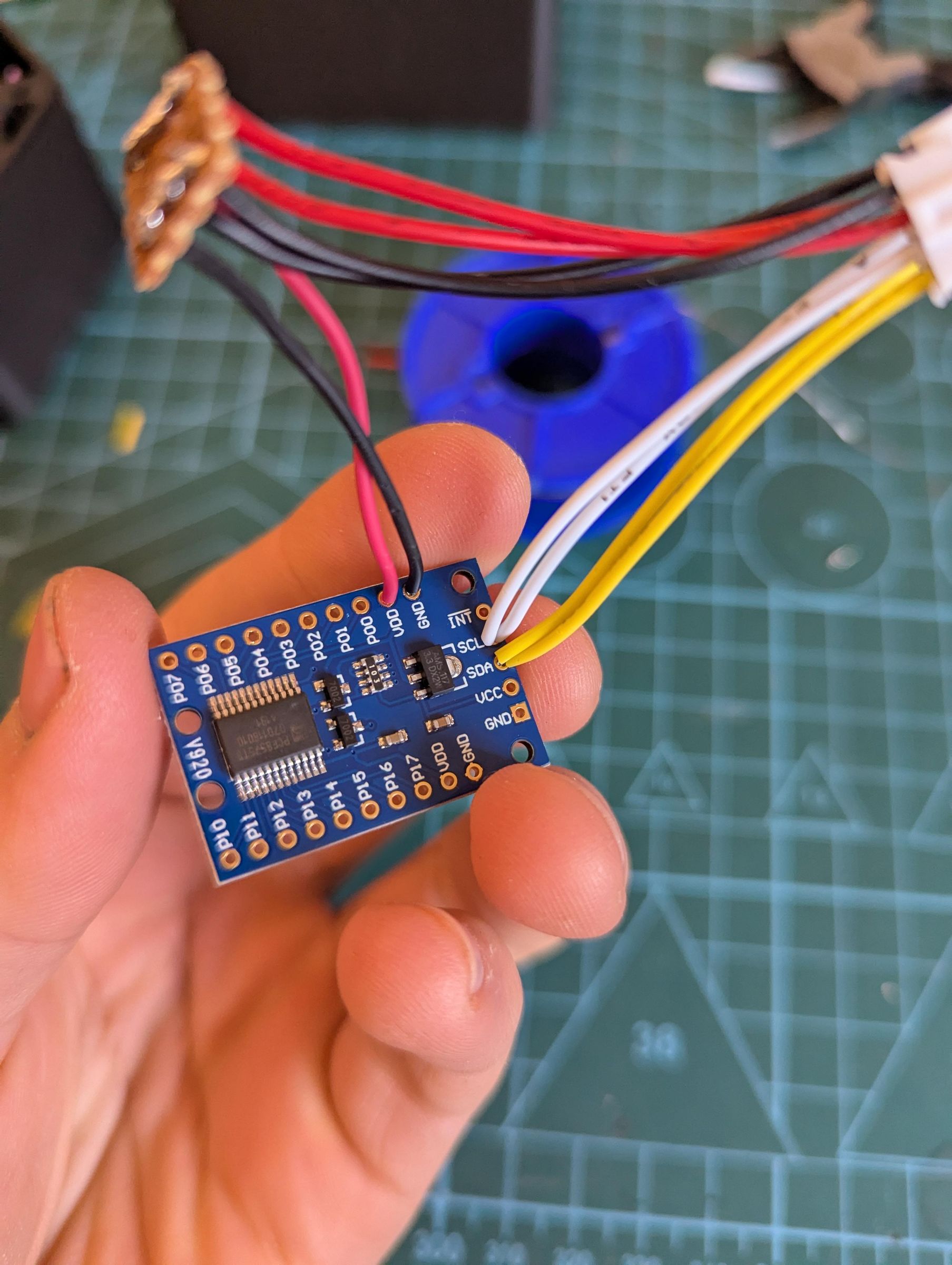 Split Flap Display - (3D Printed, Modular, Compact & Enclosed, With Web ...