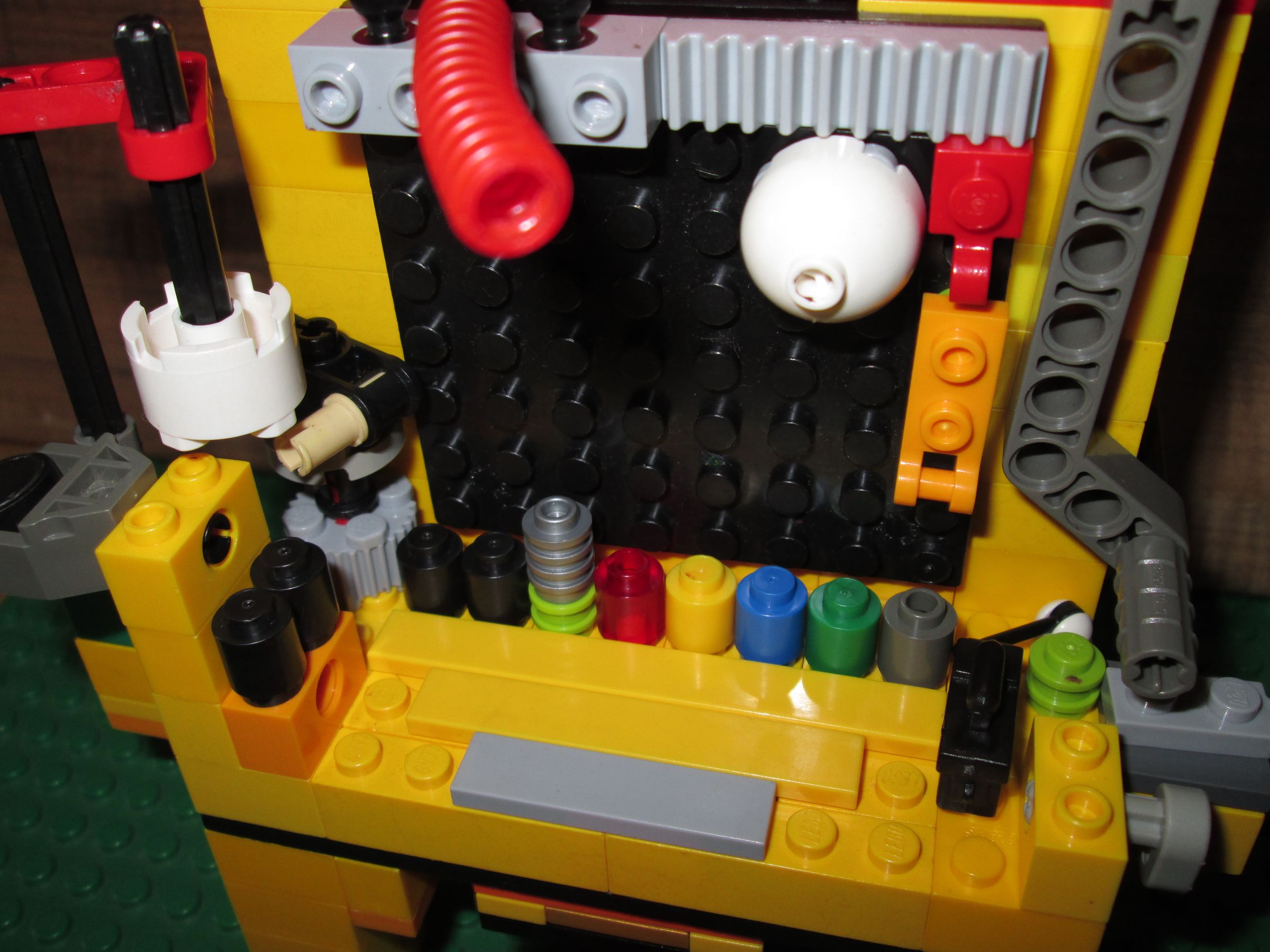 Cool Mini Lego Workbench - Instructables