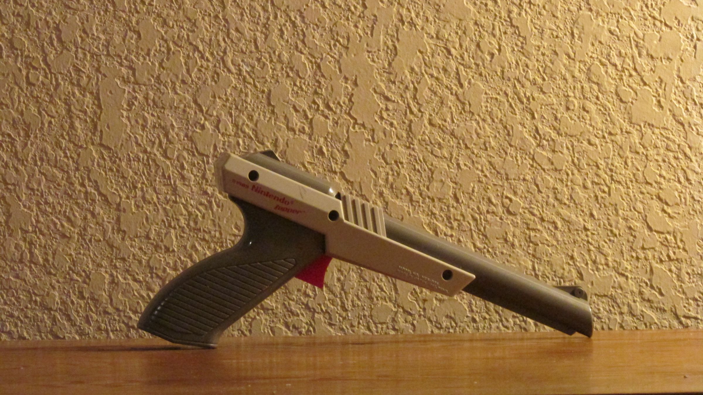 Nintendo Laser Zapper - No Solder : 4 Steps - Instructables