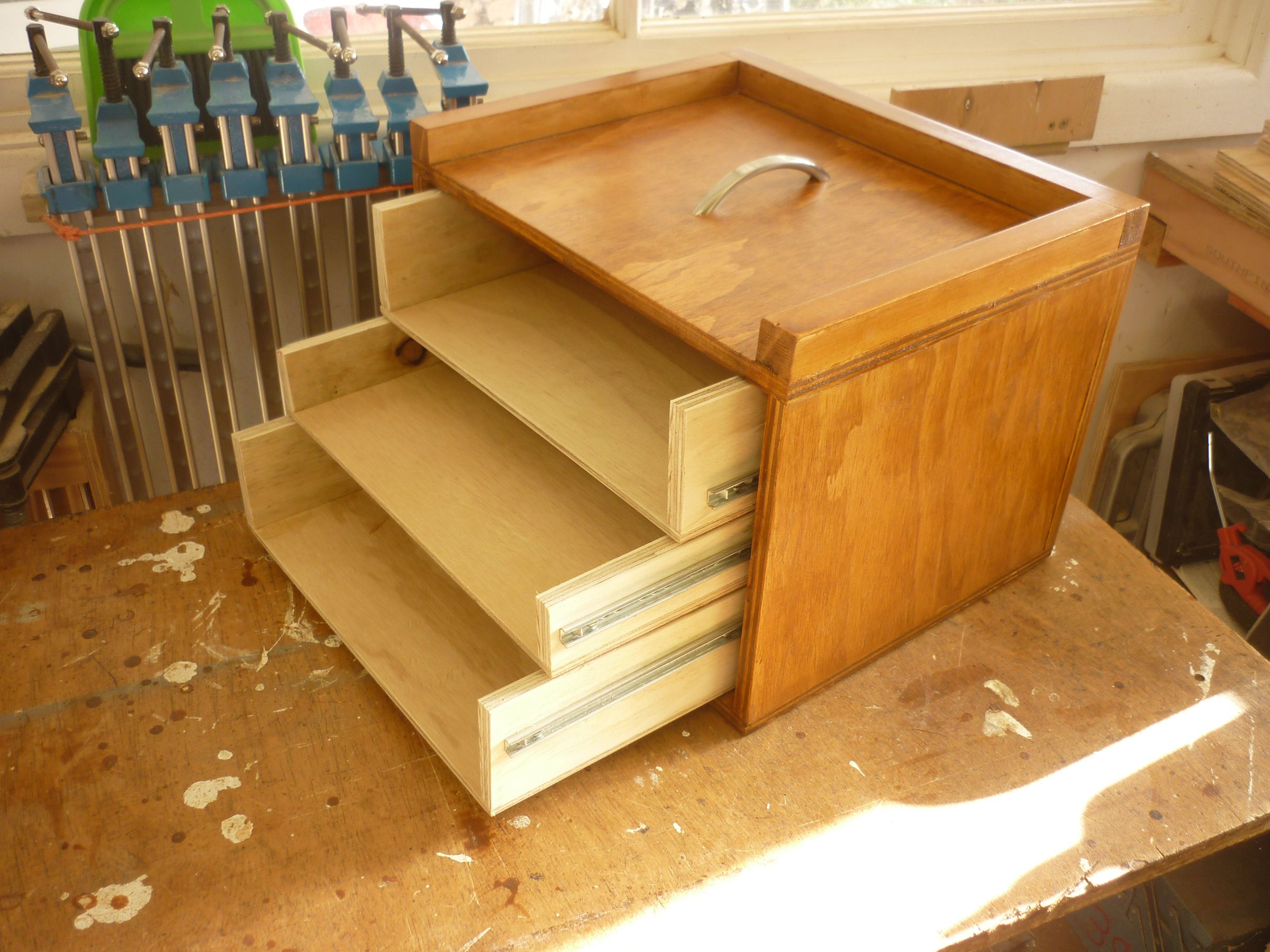 Small Tool Chest : 10 Steps (with Pictures) - Instructables