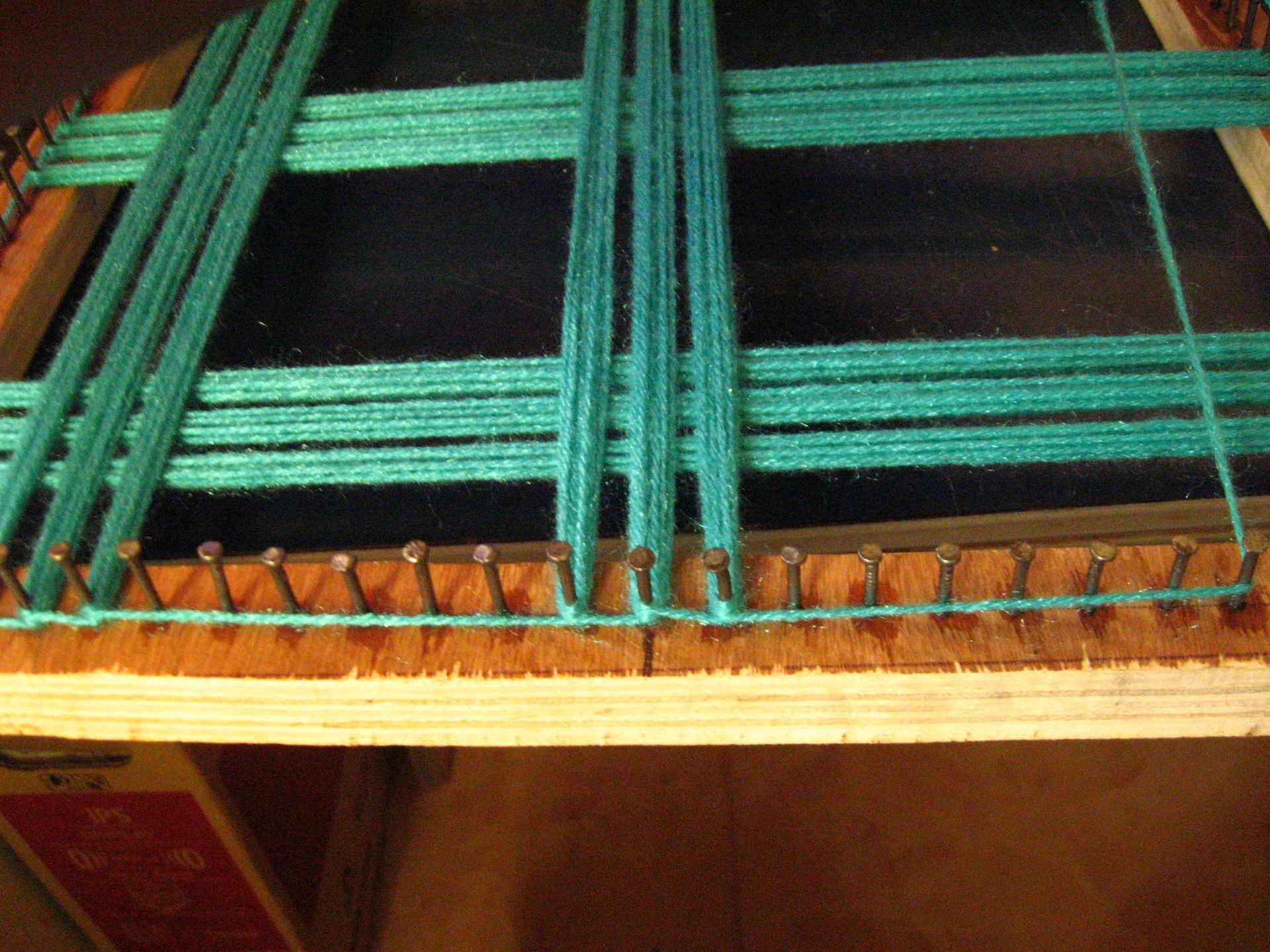 How to Weave a Small Table Mat With Home Made Loom : 13 Steps (with ...