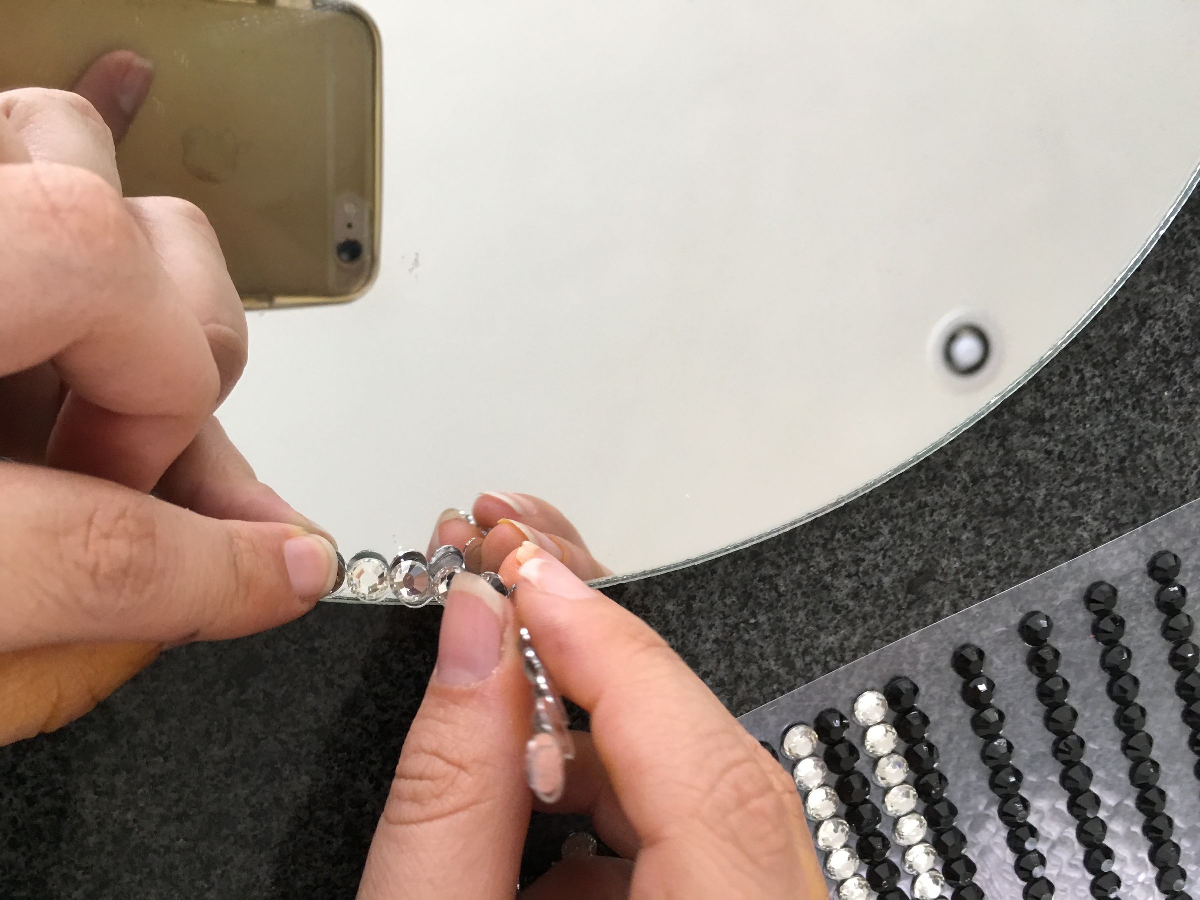 Fancy Rhinestone Mirror : 6 Steps (with Pictures) - Instructables