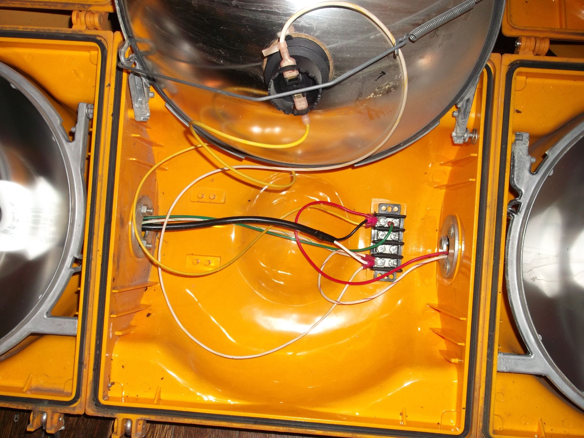 Traffic Signal / Stop Light Wiring With Arduino Controller : 7 Steps ...
