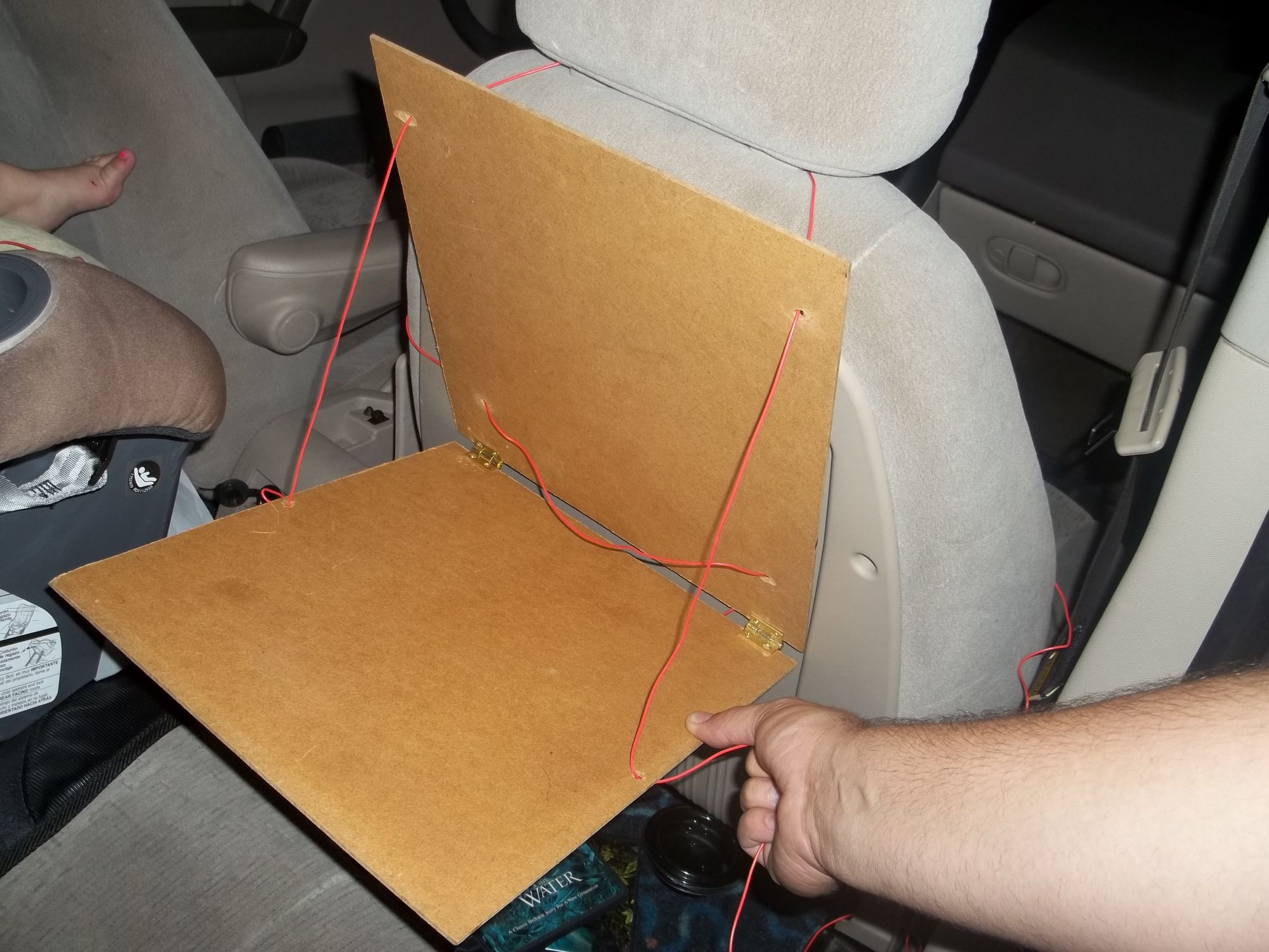 Fold Up Stable Car Activity Tray : 3 Steps (with Pictures) - Instructables
