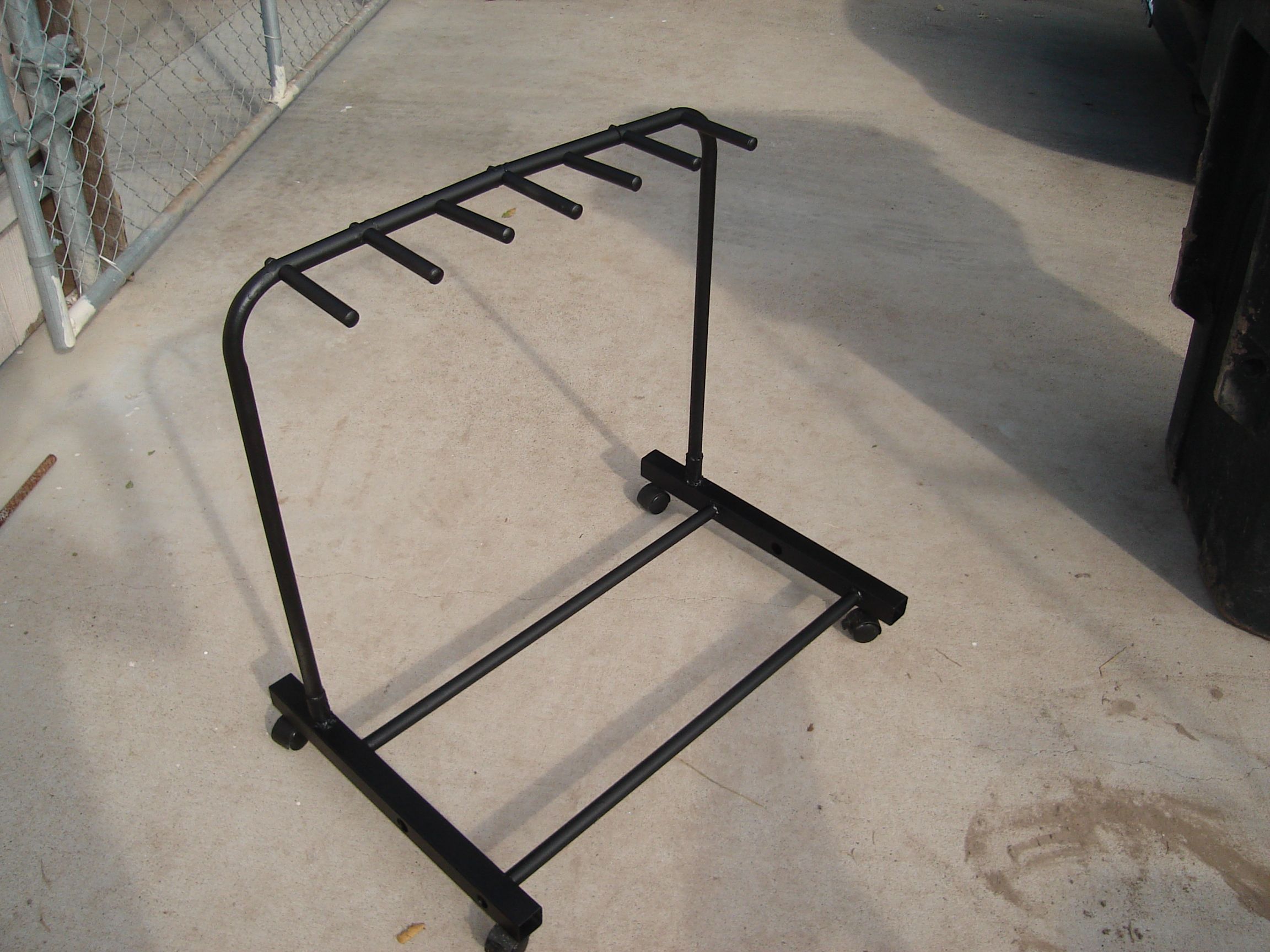 Multiple Guitar Rack and Roll! : 5 Steps - Instructables