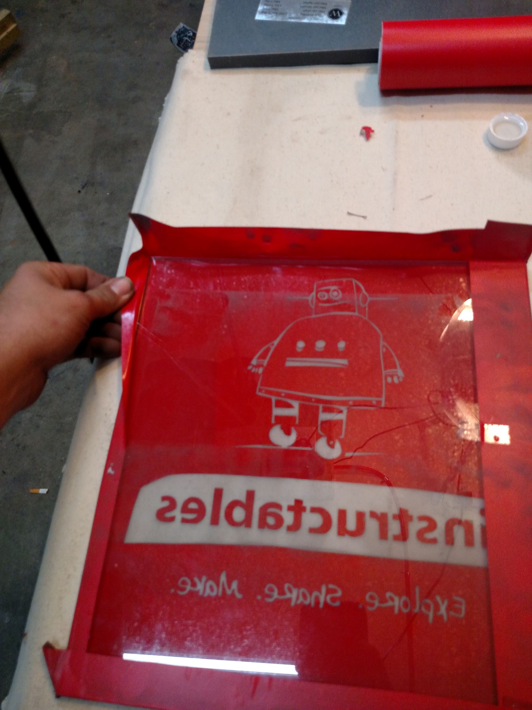 How to Create Your Own Frosted Glass Sign : 10 Steps (with Pictures ...