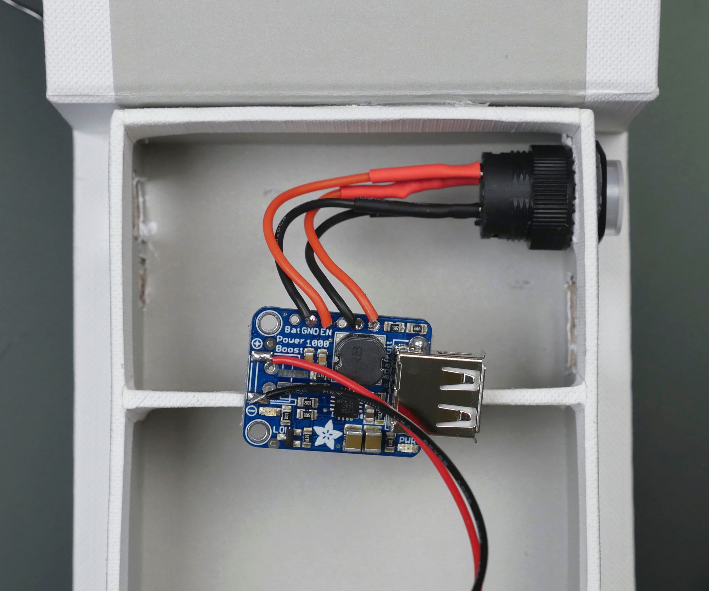 Solar Class: USB Charger : 10 Steps - Instructables