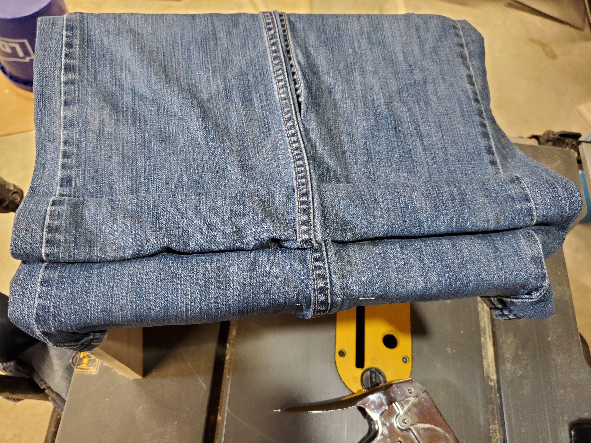 Folded Clothes Hidden Compartment : 6 Steps (with Pictures) - Instructables