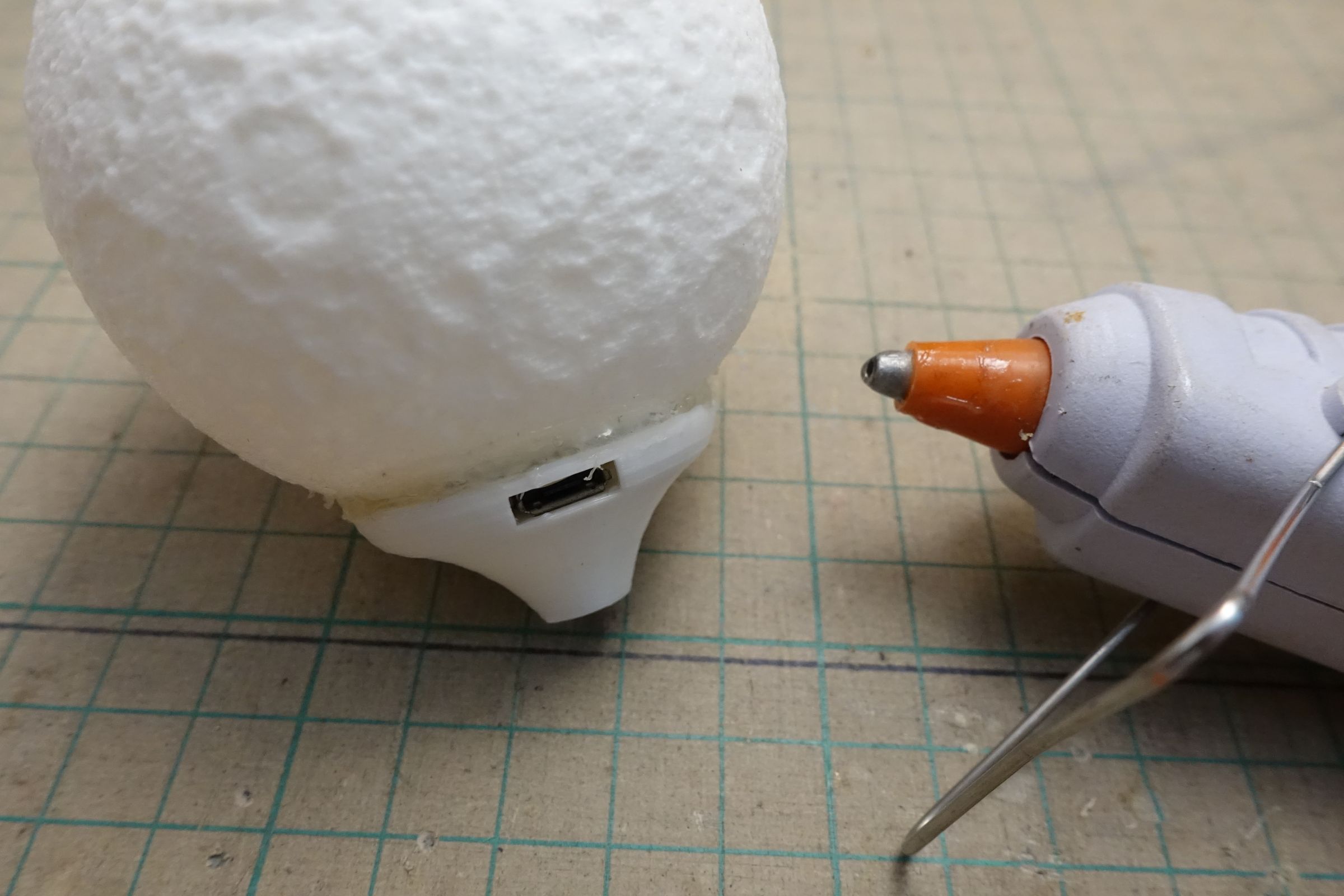 Bring Your Own Moon : 8 Steps (with Pictures) - Instructables