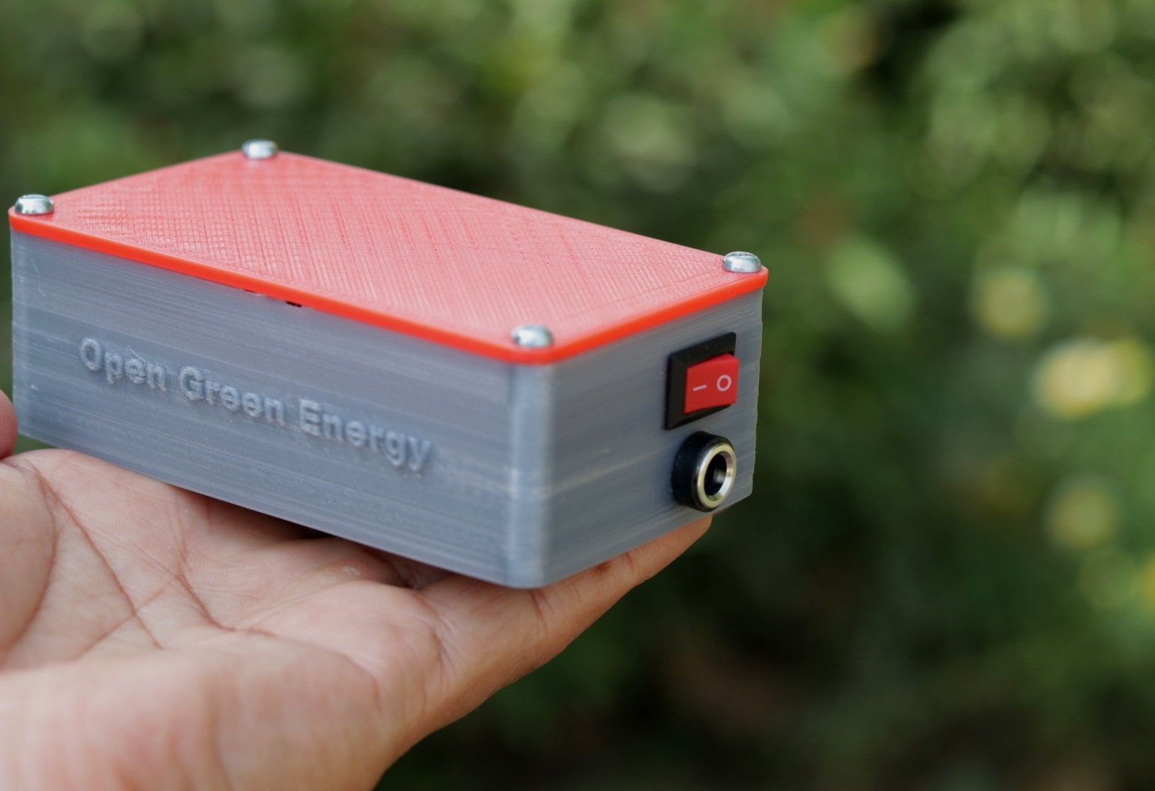 DIY Mini UPS for WiFi Router / Modem : 12 Steps (with Pictures ...