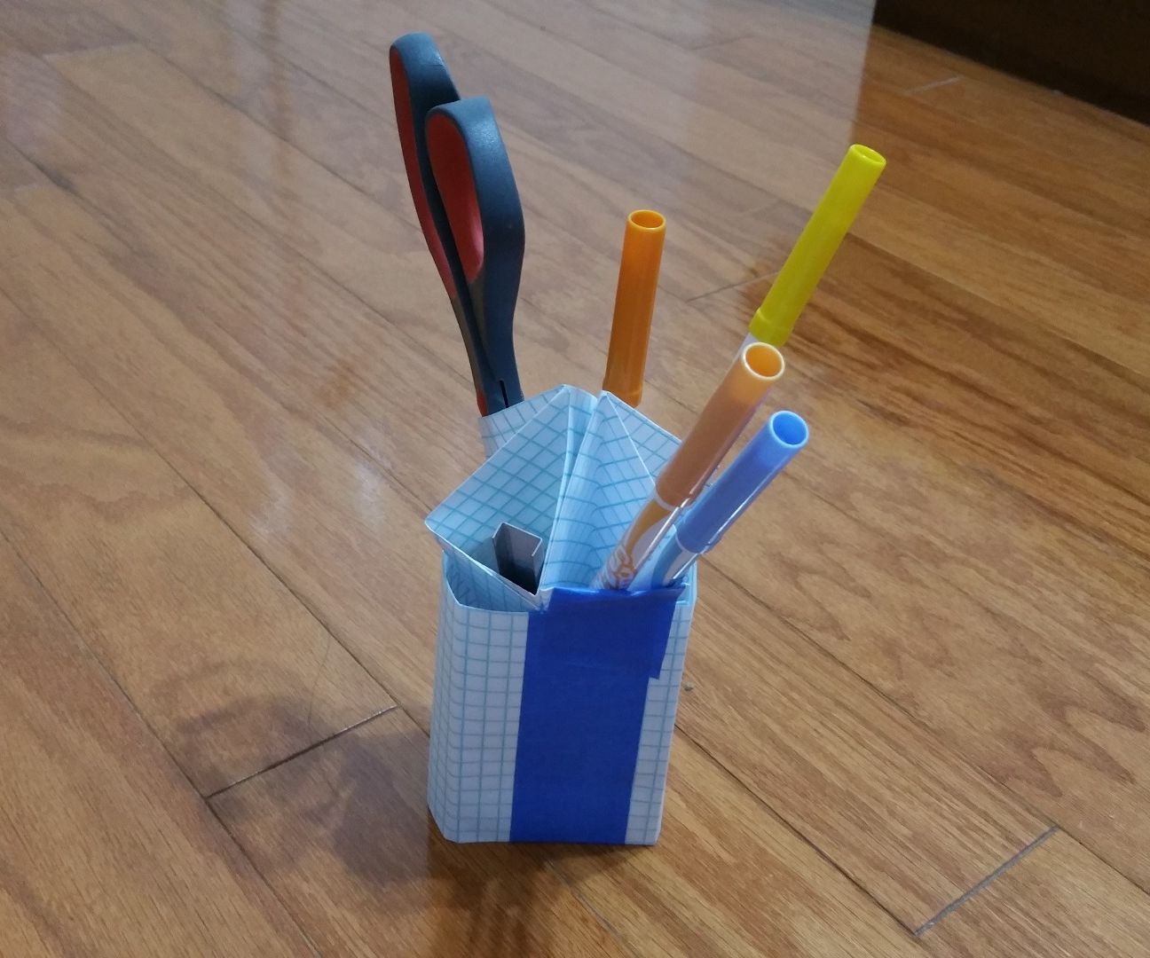 Classy Paper Container : 8 Steps (with Pictures) - Instructables