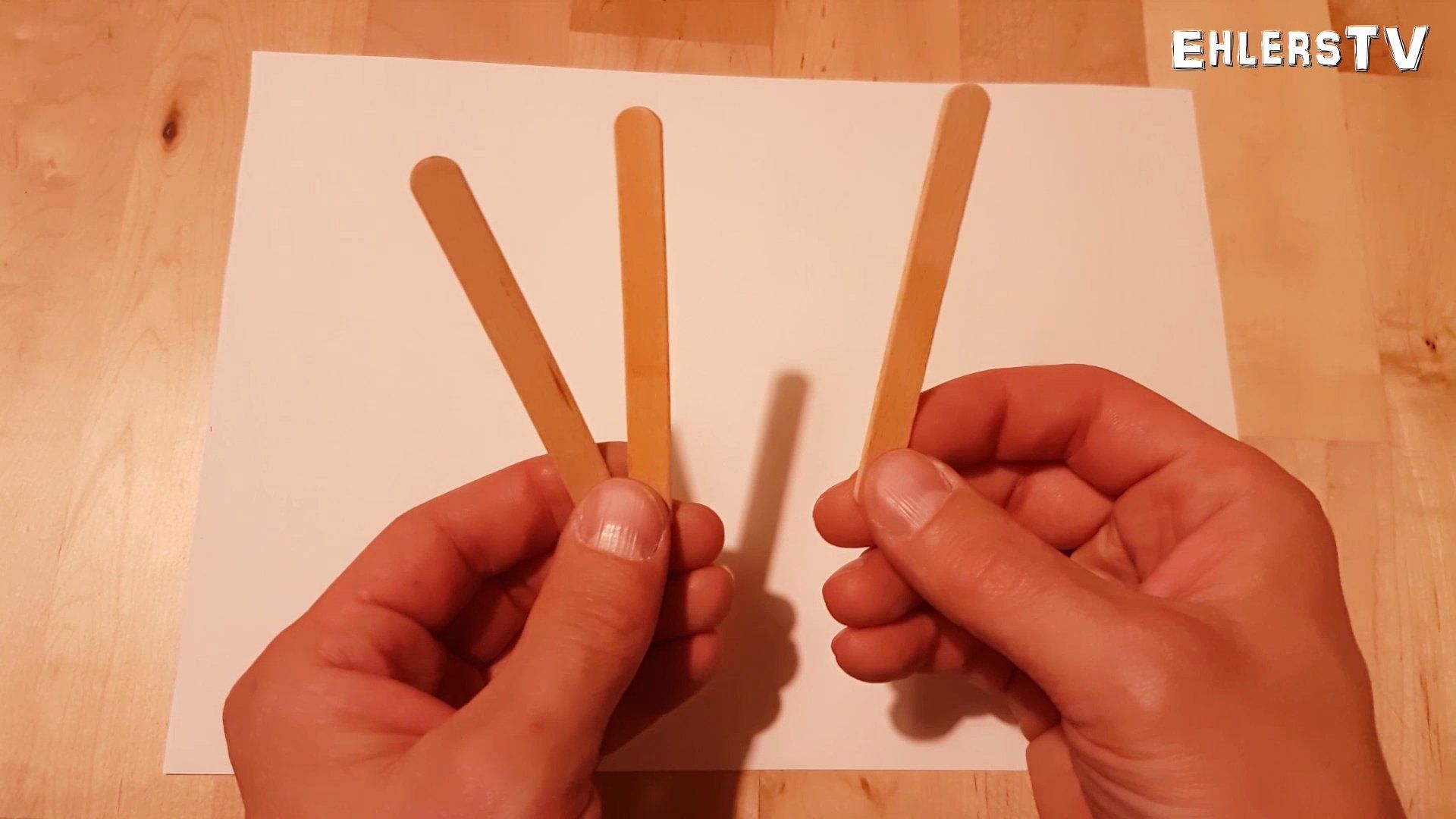 How to Turn 3 Popsicle Sticks Into 4 (WITHOUT BREAKING THEM) : 4 Steps ...