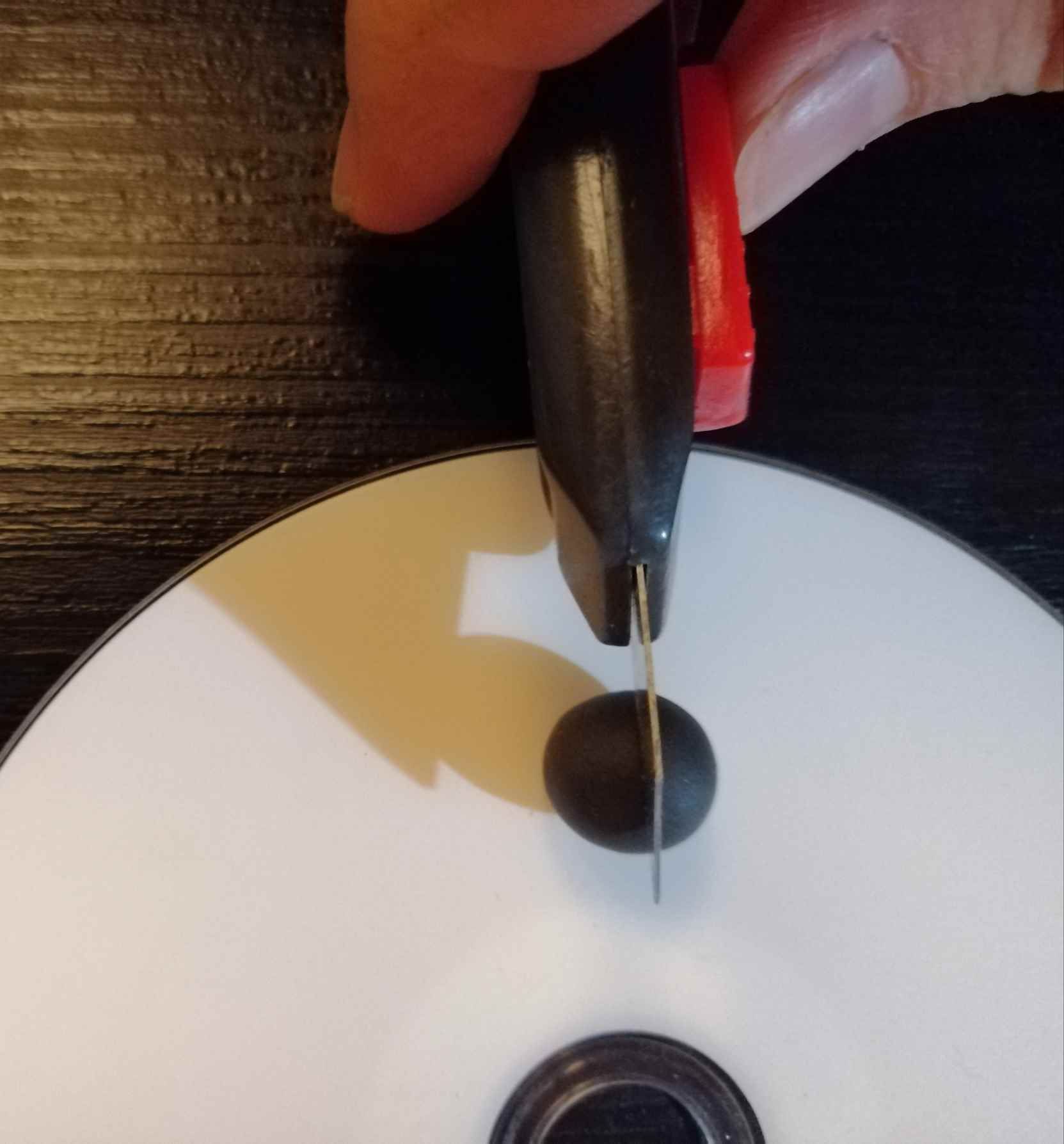 Broken CD Bird : 12 Steps (with Pictures) - Instructables