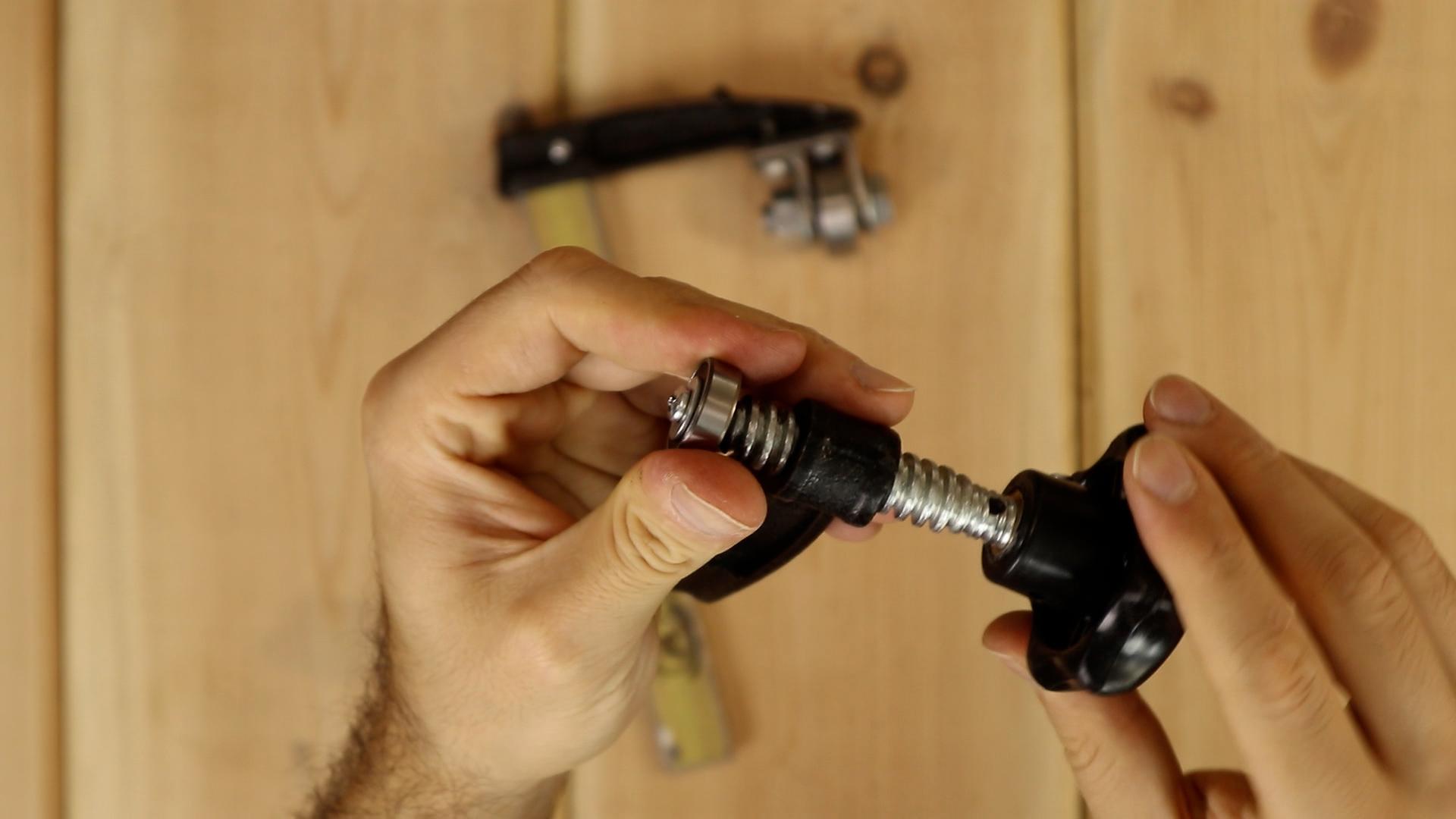 How to Build a Miniature English Wheel : 6 Steps - Instructables