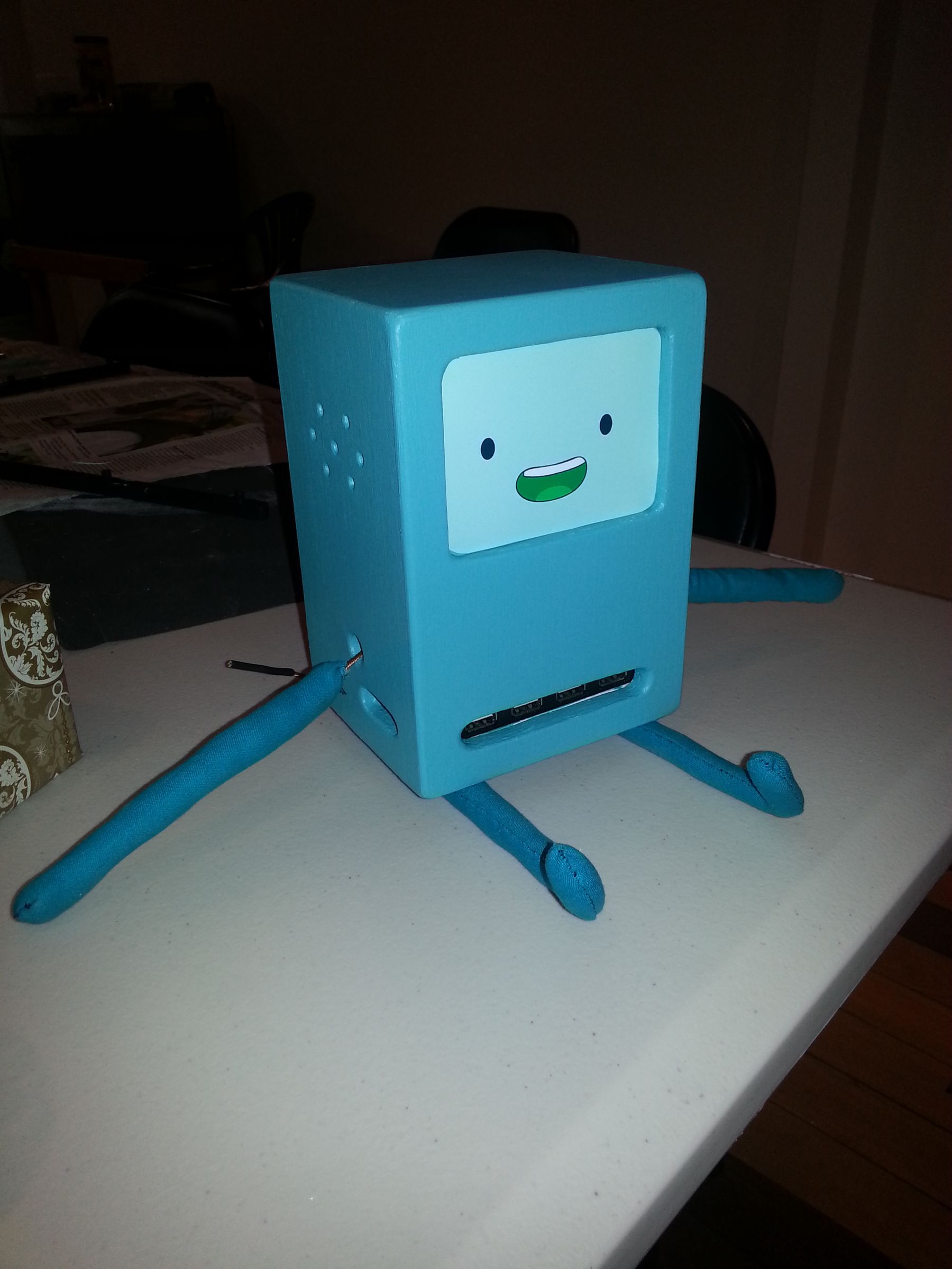 BMO Desk Mate : 5 Steps - Instructables