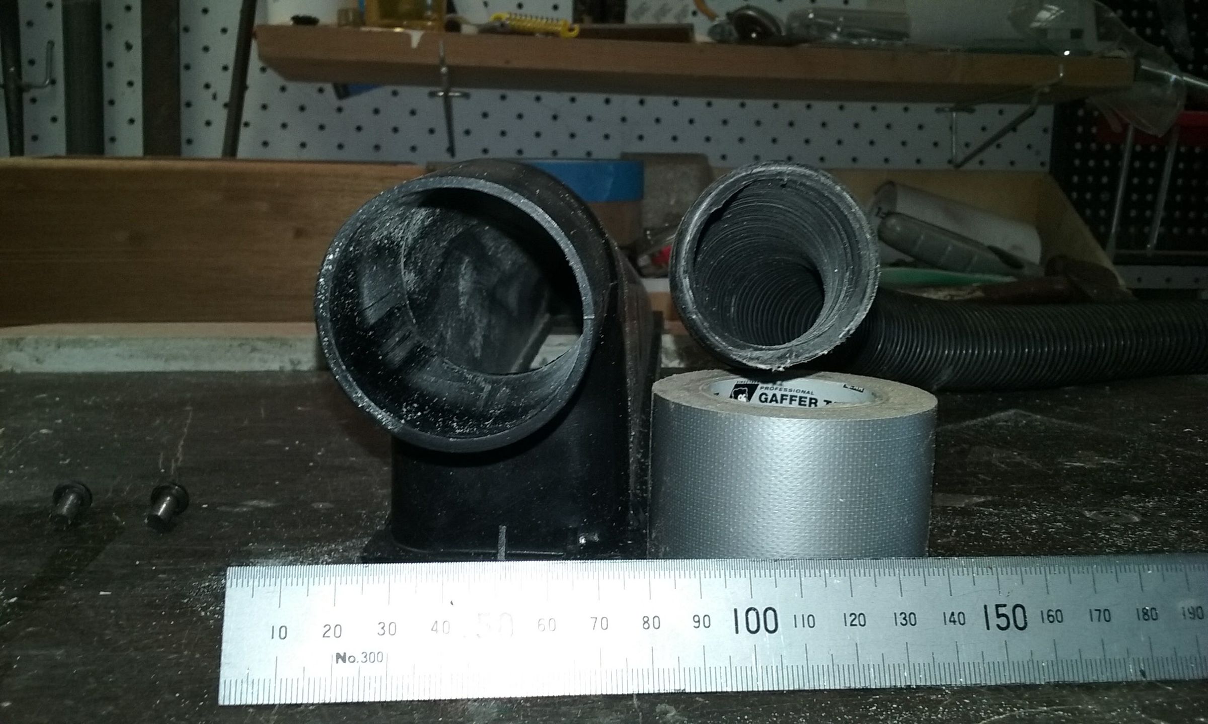 'Free' Universal Dust Extractor Adaptor : 3 Steps (with Pictures ...