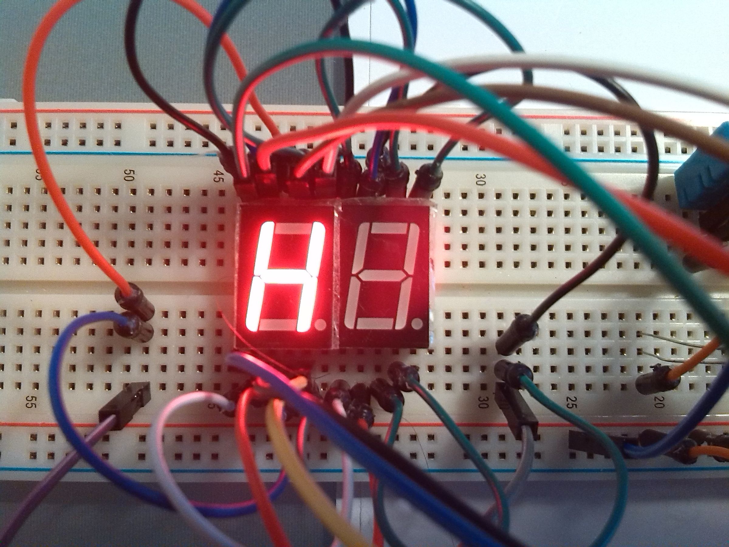 Arduino - Two 7 LED Segments + DHT11 Temperature & Humidity Sensor : 6 ...