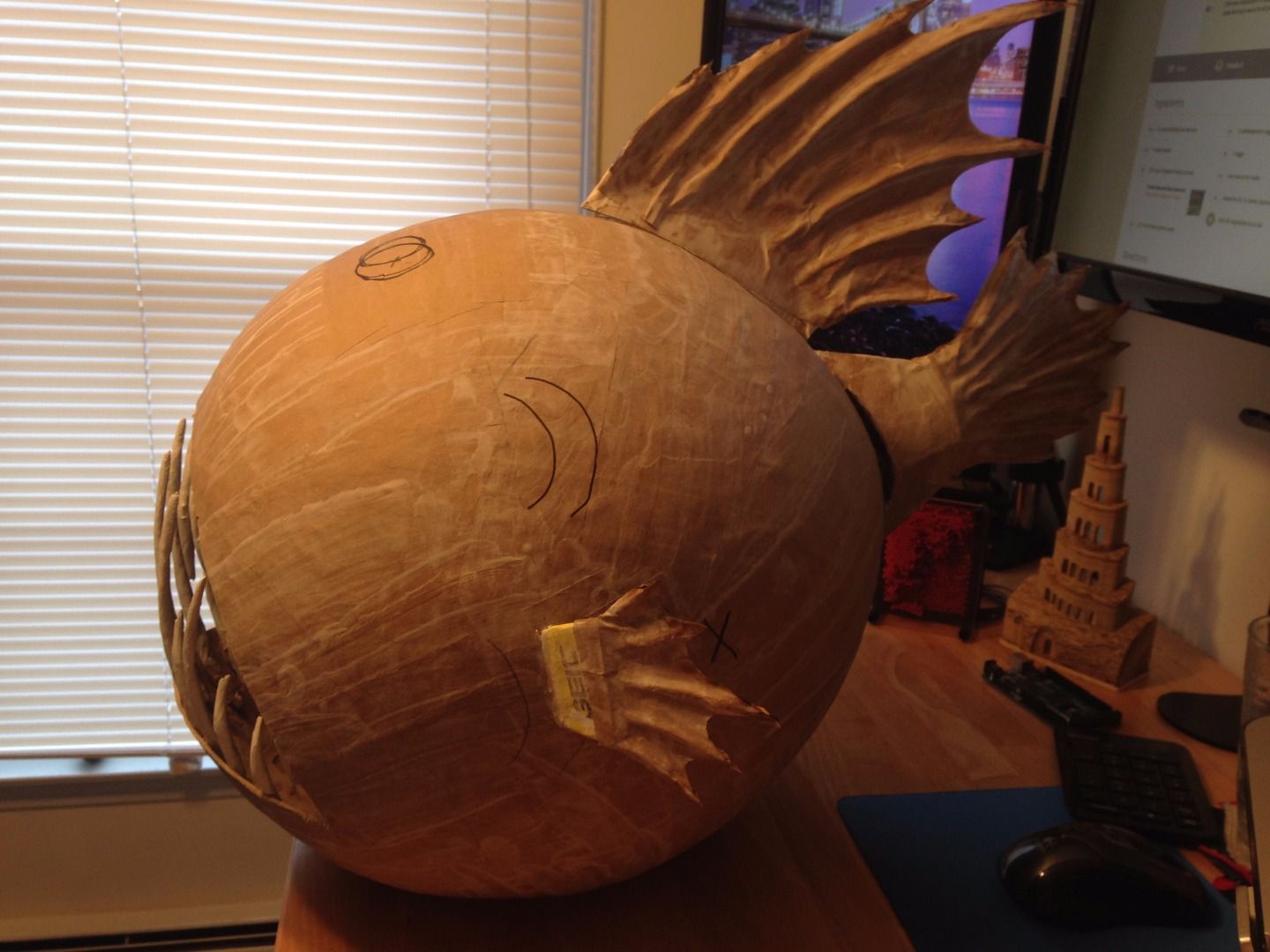 Lady Anglerfish Mask/Helmet : 10 Steps (with Pictures) - Instructables