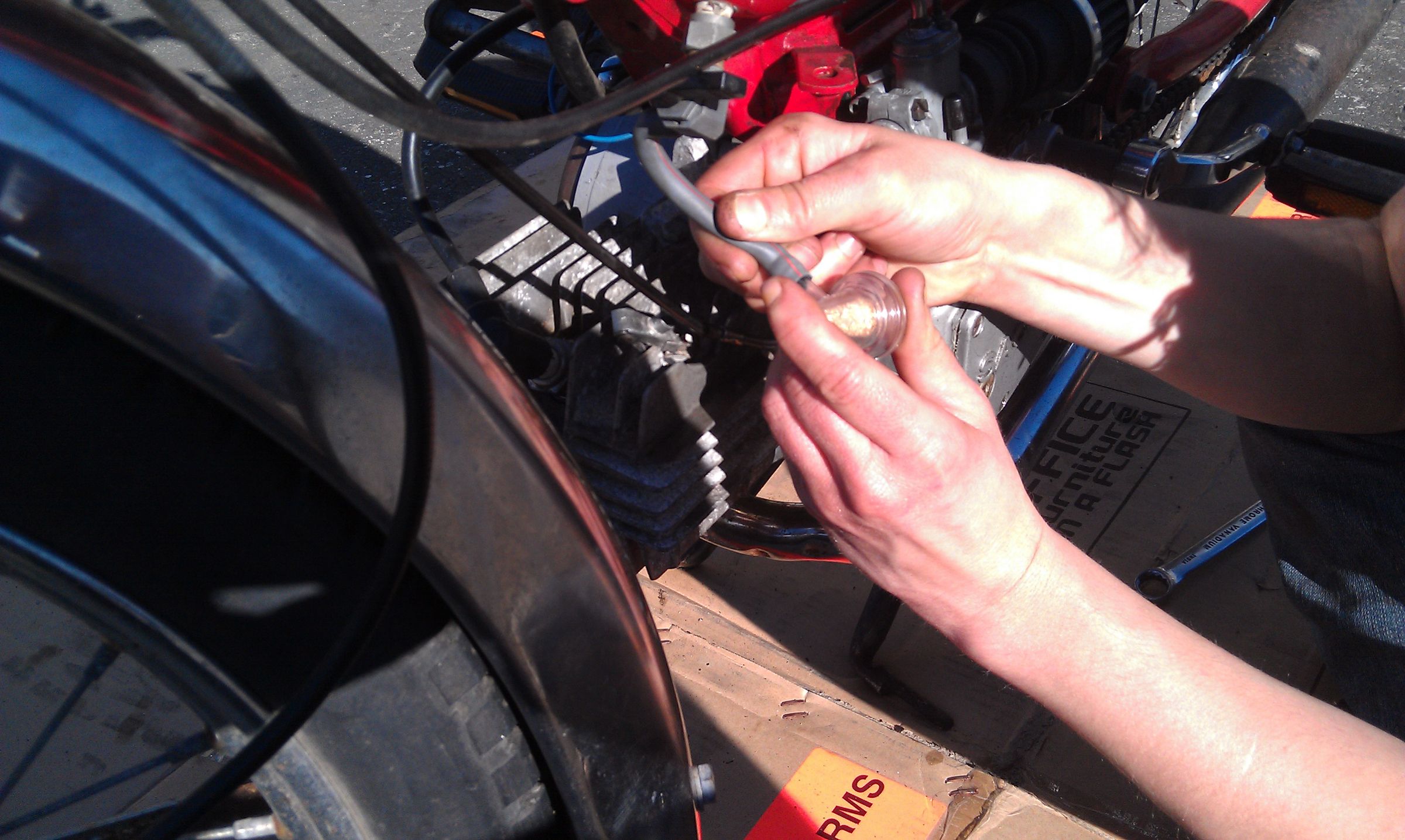 MOPED INLINE FUEL FILTER : 5 Steps - Instructables