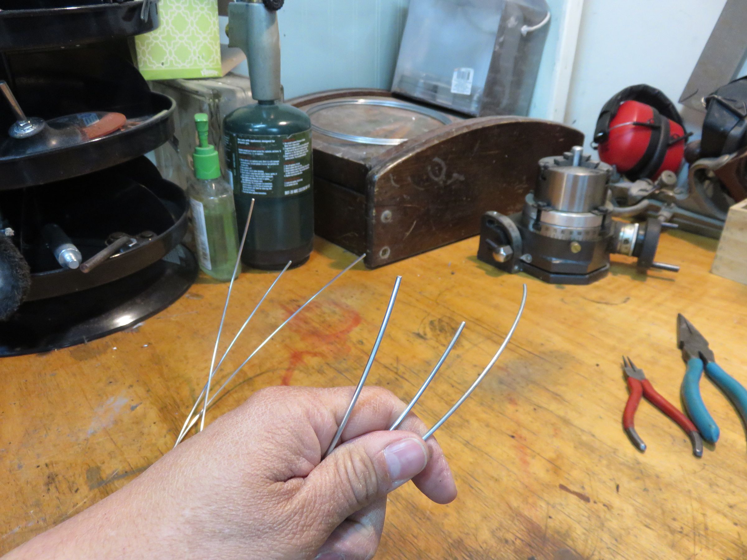 How to Make a Tiara. : 15 Steps (with Pictures) - Instructables