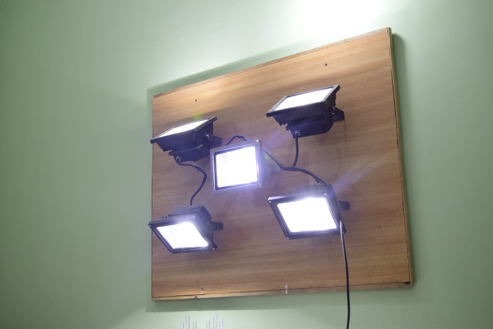 Setting Up the Perfect Electronics Workplace : 16 Steps (with Pictures ...