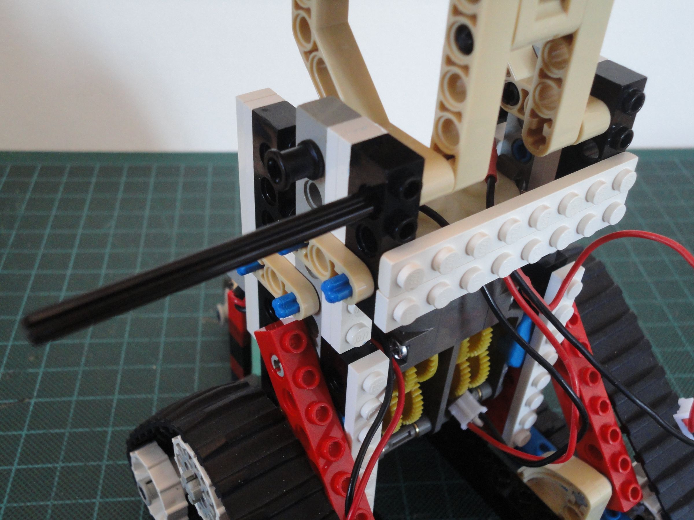 Lego Track Bot : 14 Steps (with Pictures) - Instructables