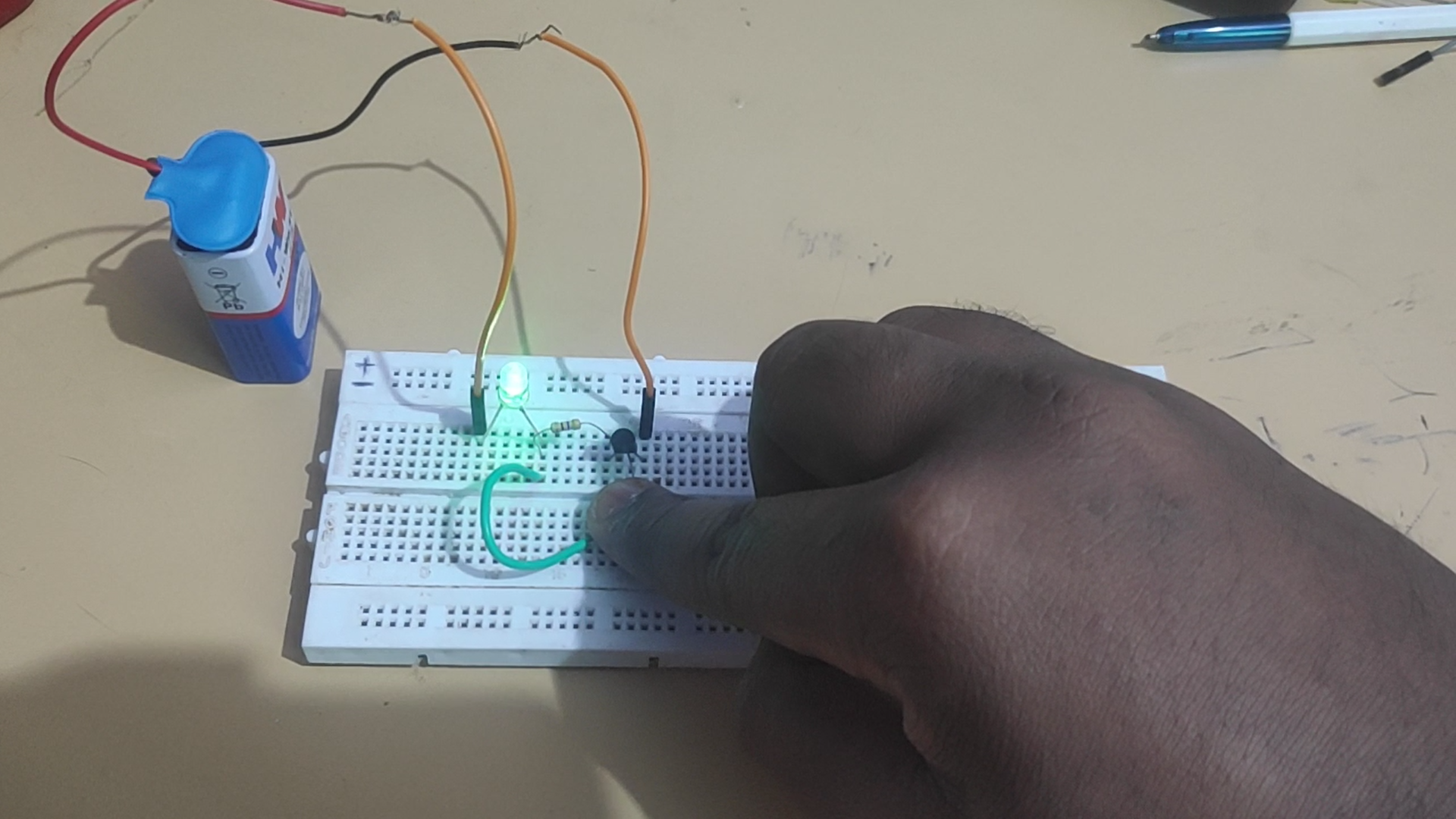 TOUCH SENSOR USING BC547 TRANSISTOR : 3 Steps - Instructables