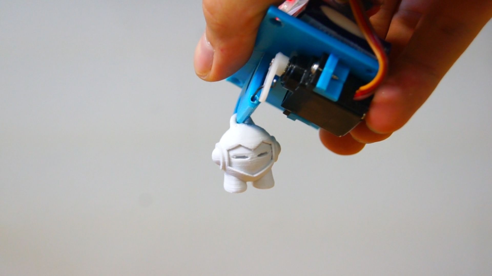Remote Control Drop Mechanism : 7 Steps (with Pictures) - Instructables