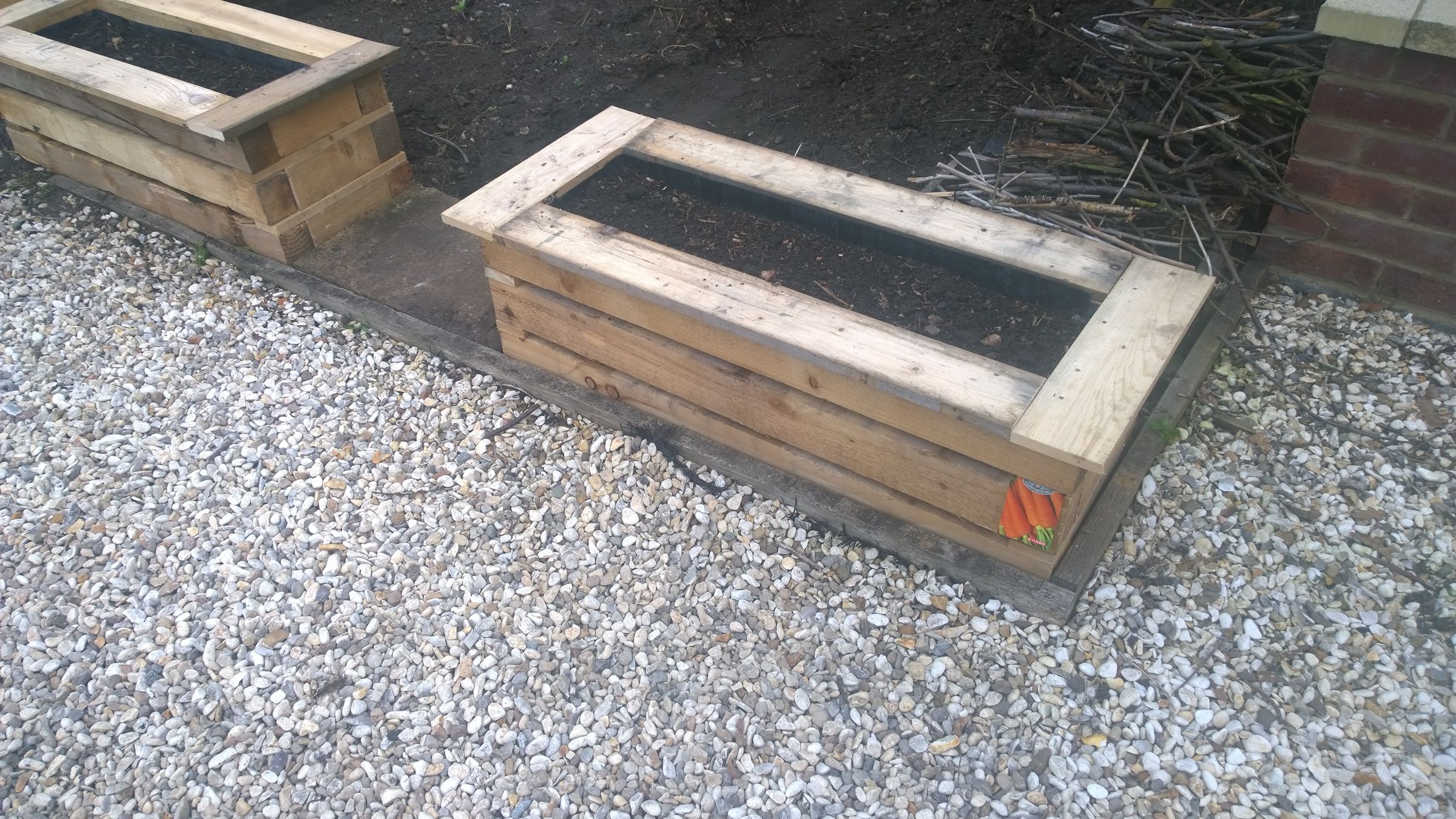 A Simple Garden Planter - Instructables