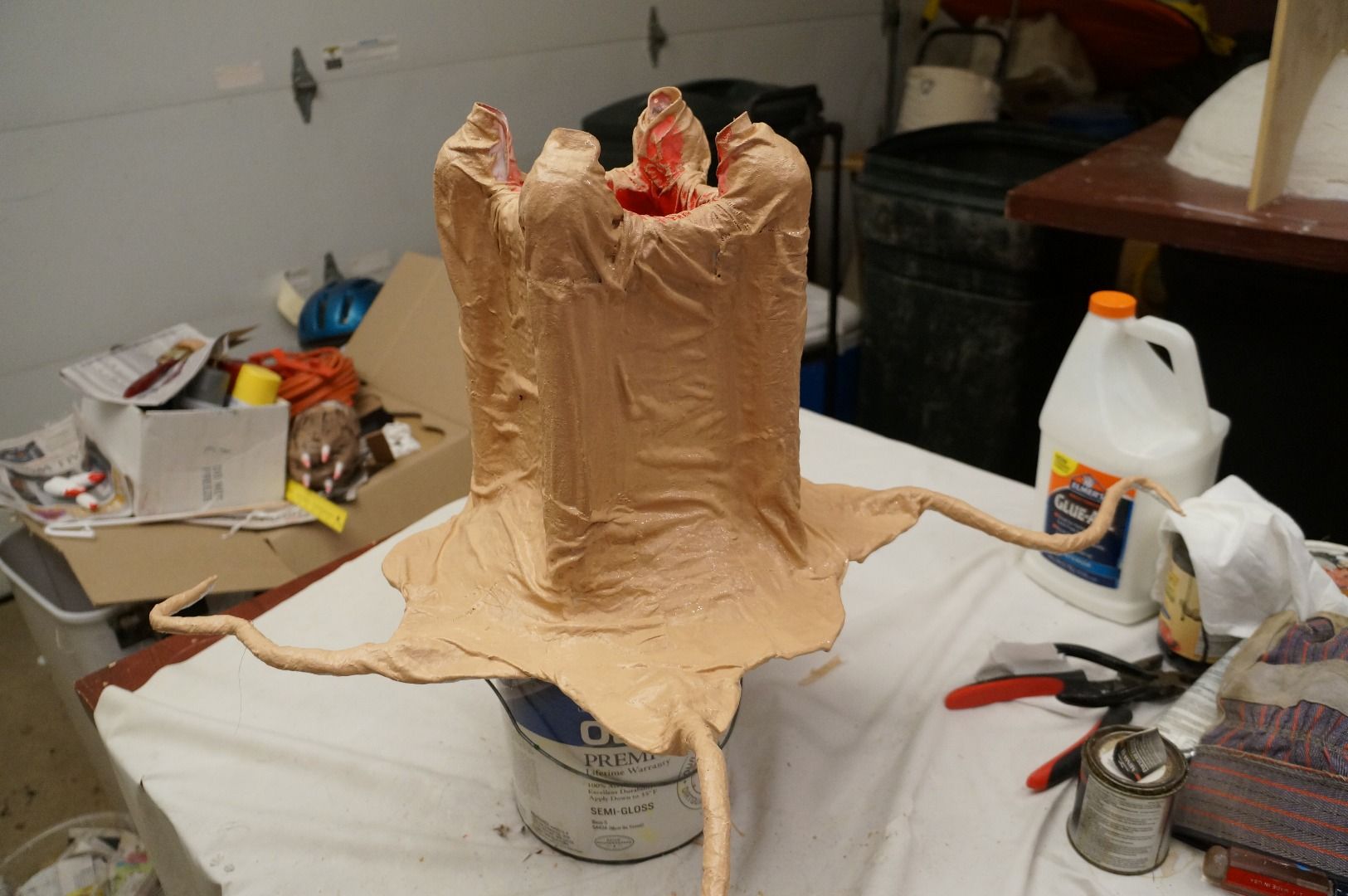 Make Your Own Half-Life Barnacle Using Household Materials : 15 Steps ...