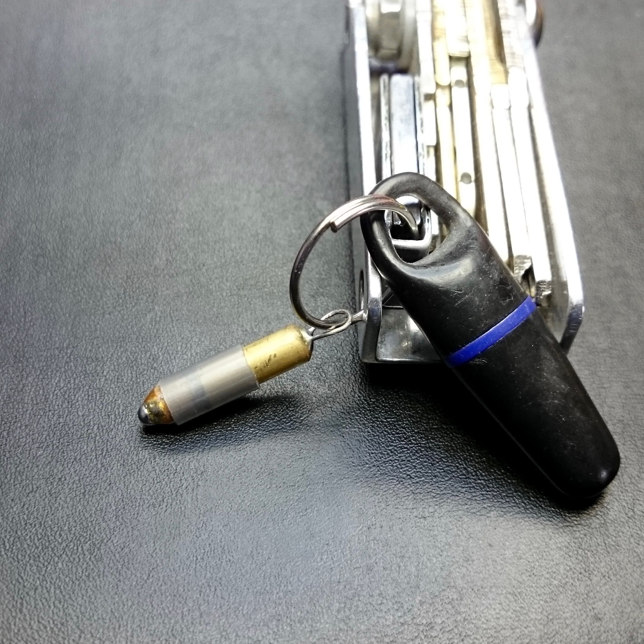 Static Shock (absorber) Discharger to Never Get Shocked by Static Again ...