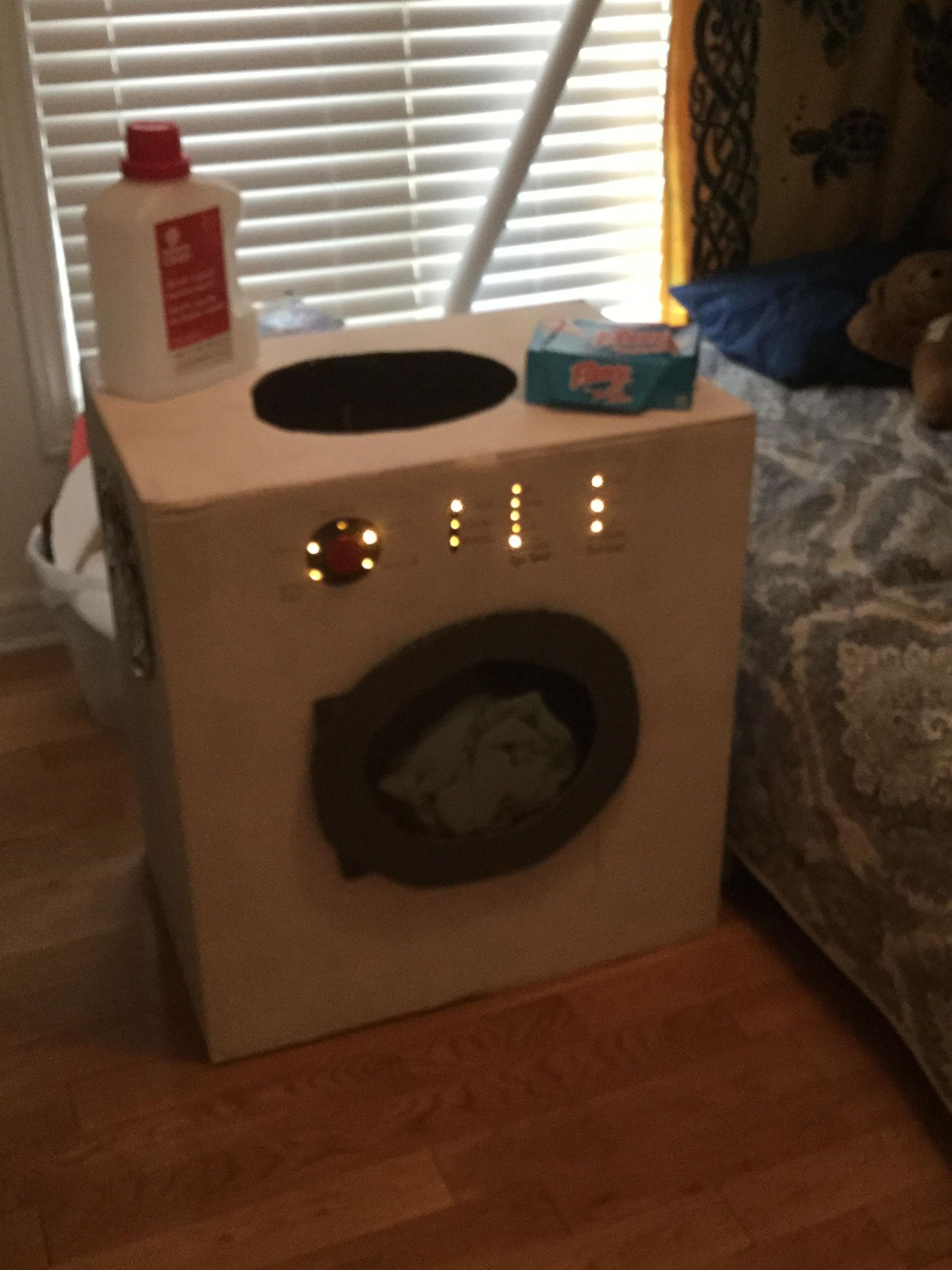 Light Up Washing Machine Costume! : 10 Steps - Instructables