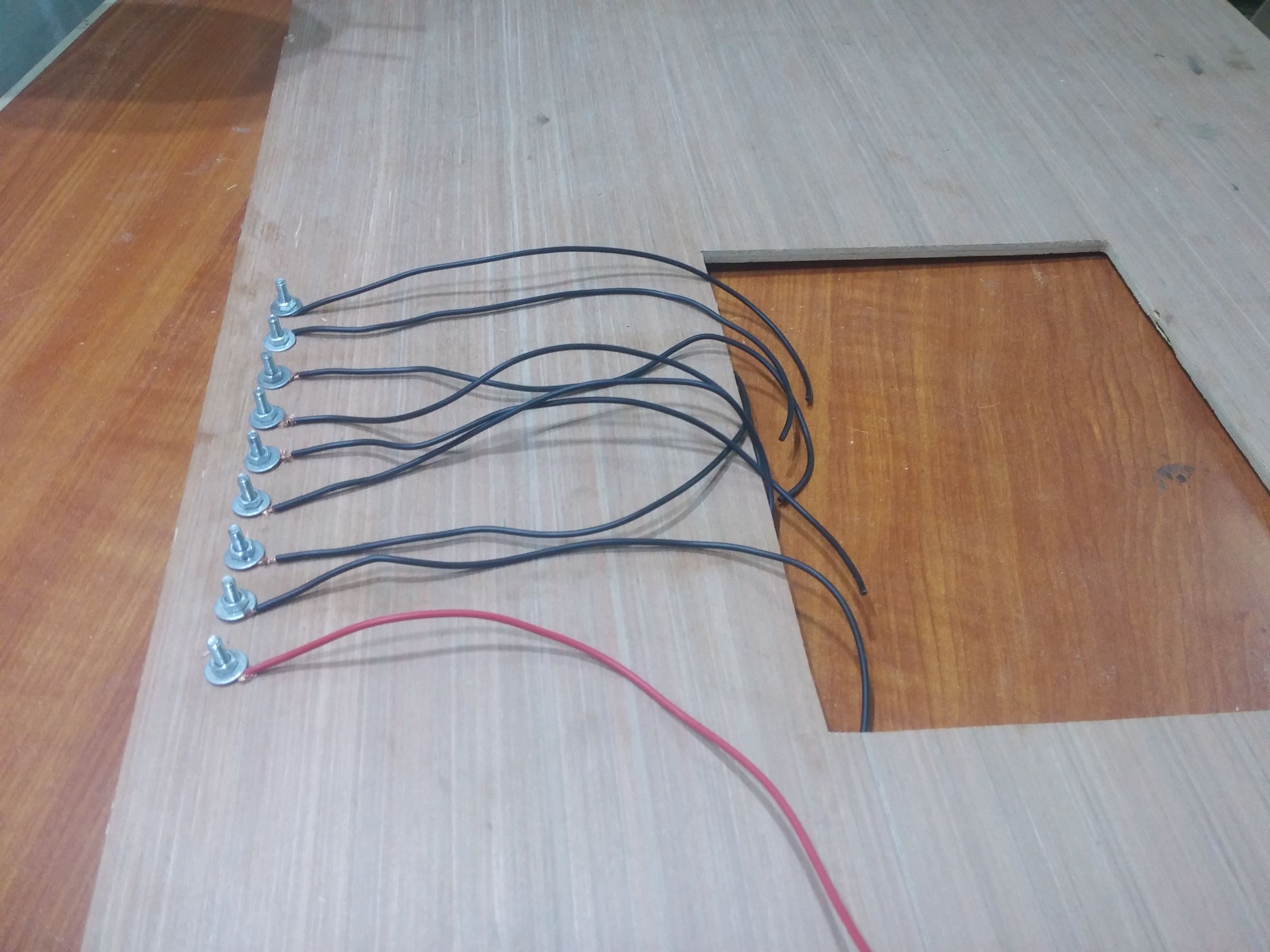 DIY PORTABLE WORK STATION : 13 Steps (with Pictures) - Instructables