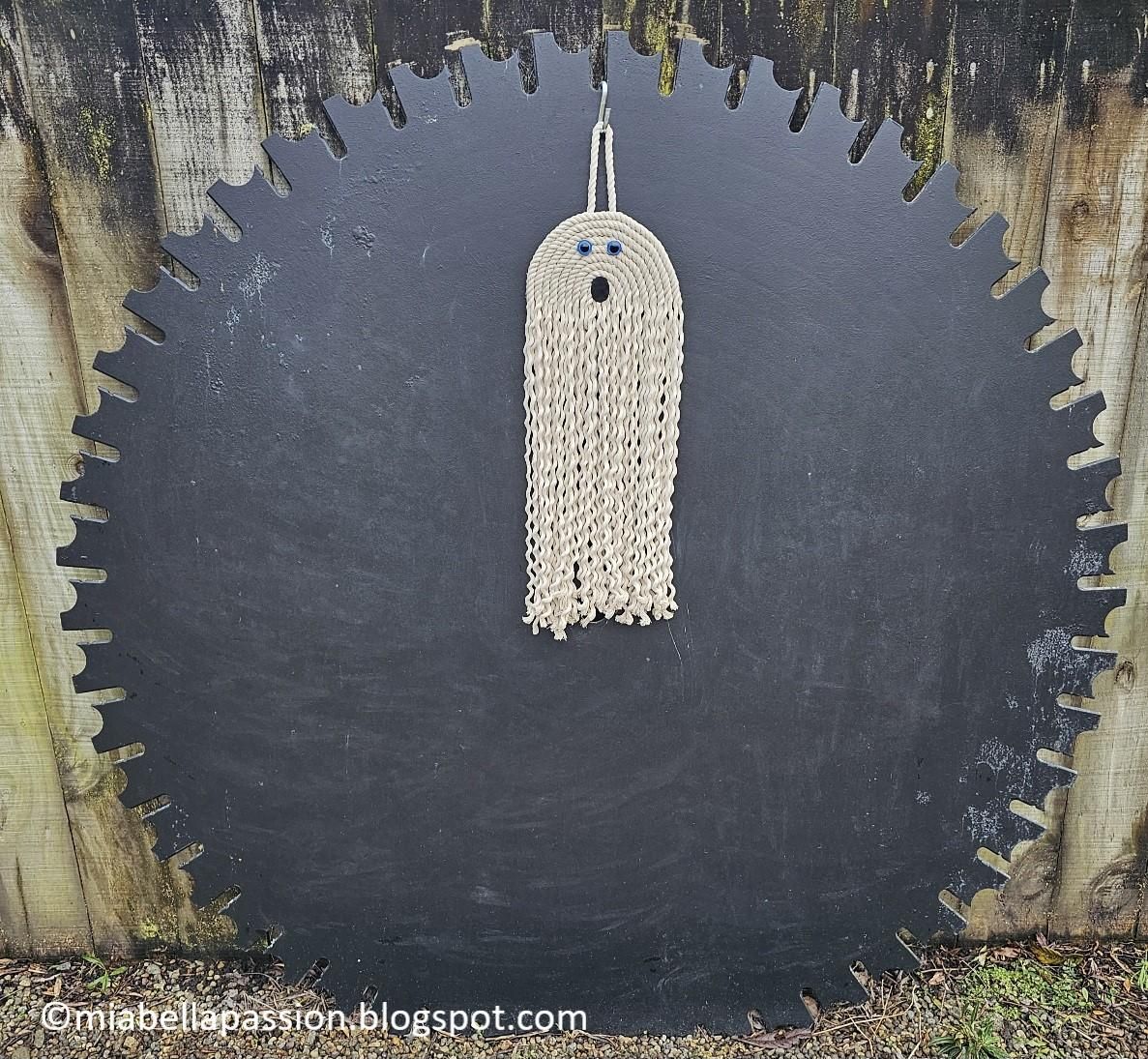 Funky DIY Rope Ghosts : 8 Steps (with Pictures) - Instructables