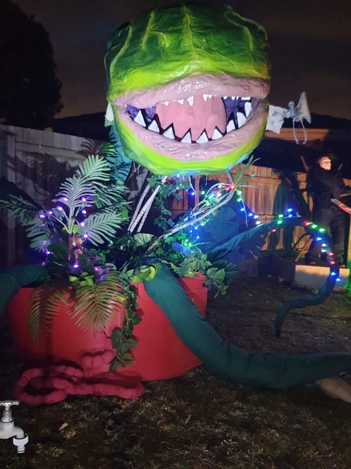 Audrey II : 15 Steps (with Pictures) - Instructables
