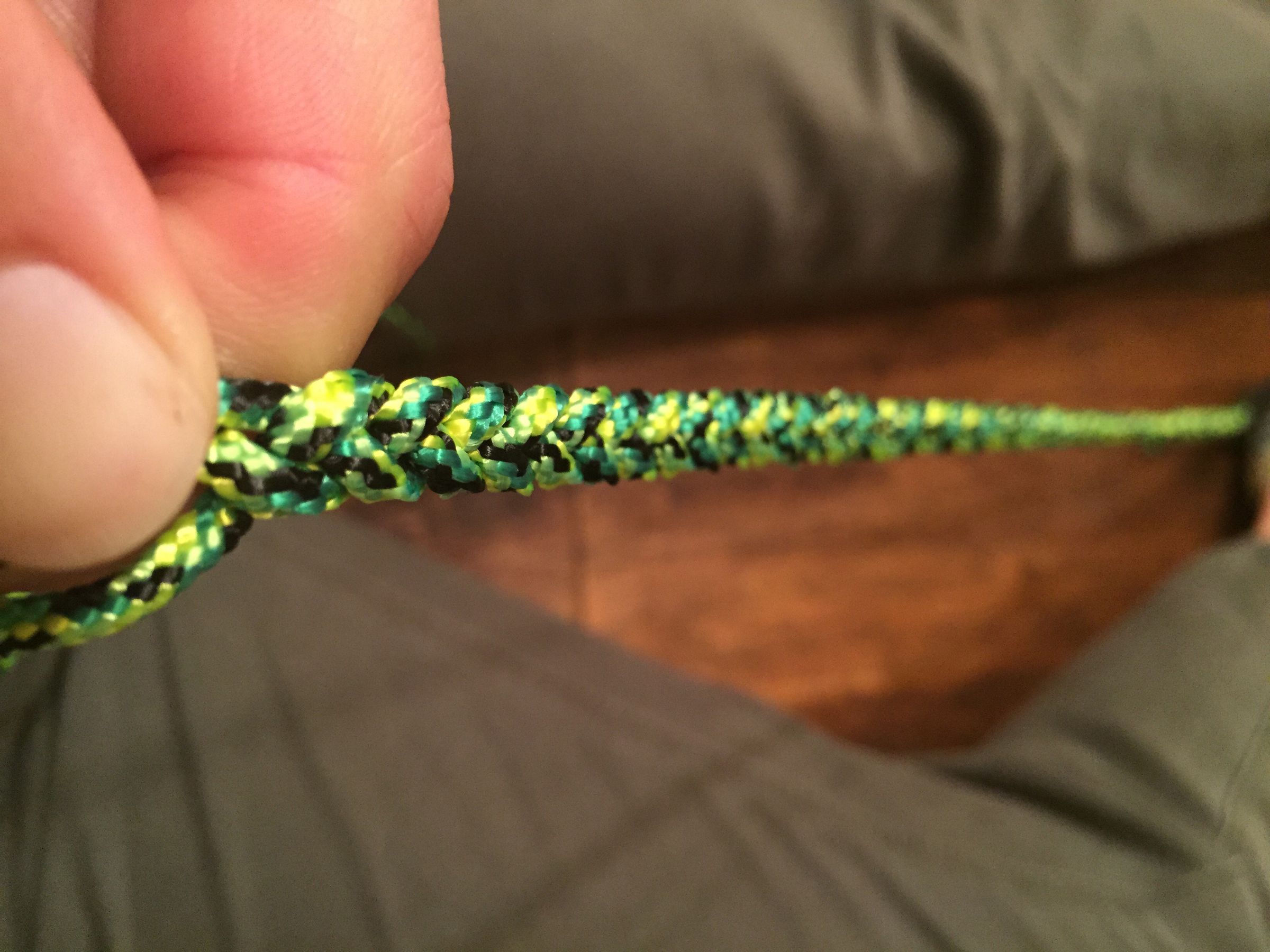 How to Make a Paracord "David's Sling" : 8 Steps (with Pictures ...