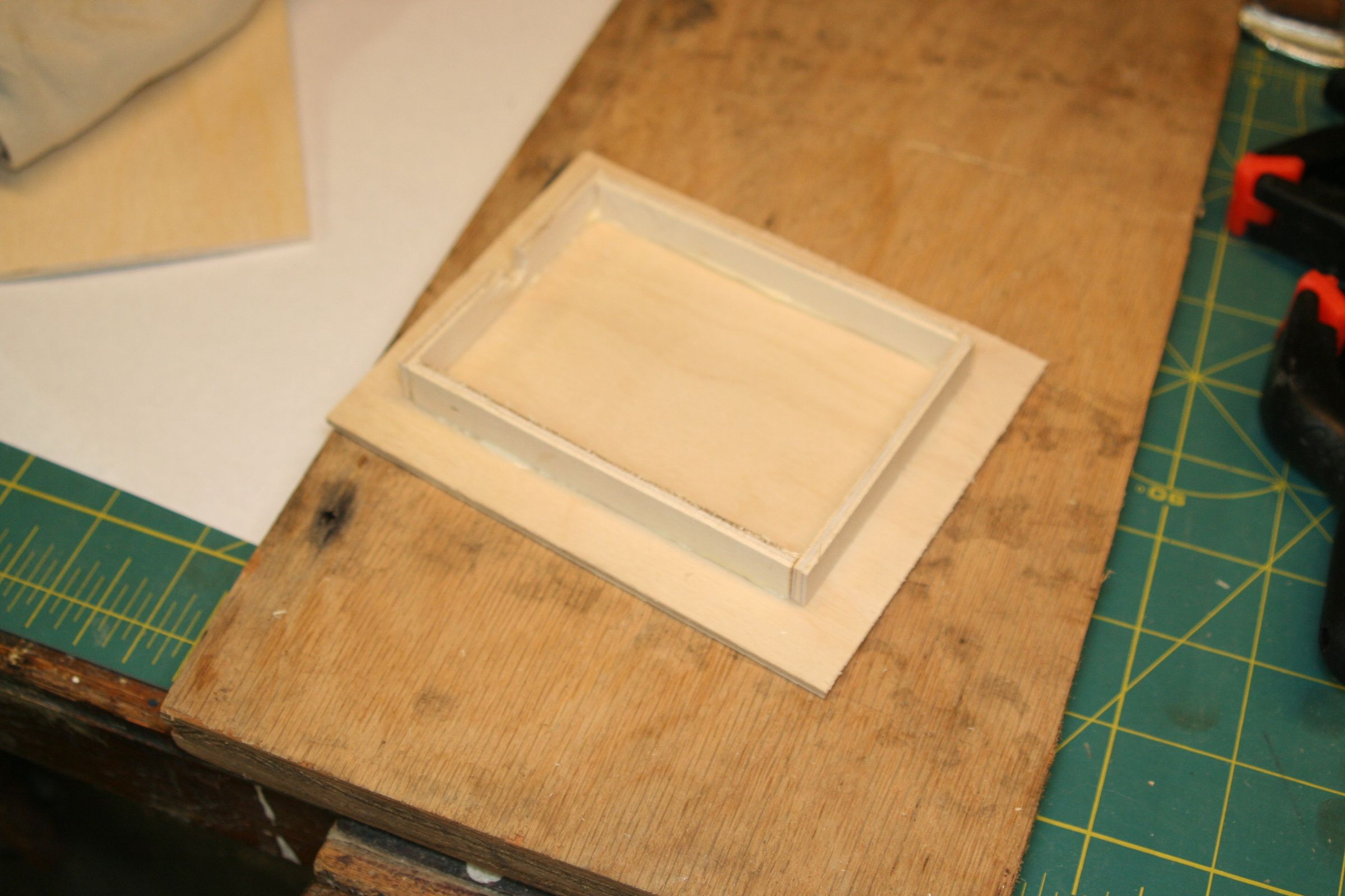 Secret Compartment Plywood Lamp : 10 Steps (with Pictures) - Instructables