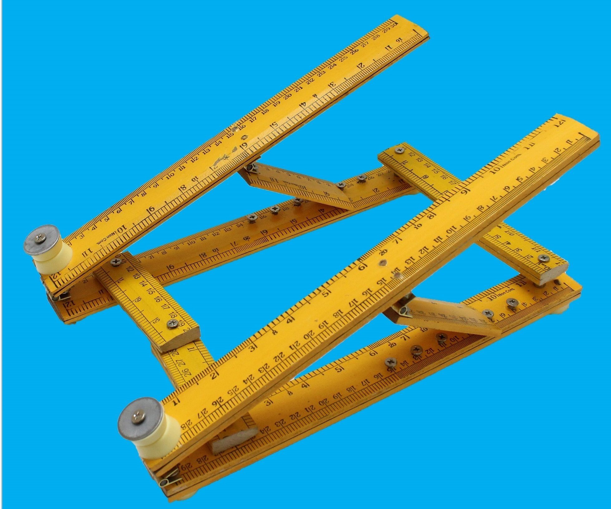 Foldable Laptop Stand - Using Wooden Rulers : 3 Steps (with Pictures ...