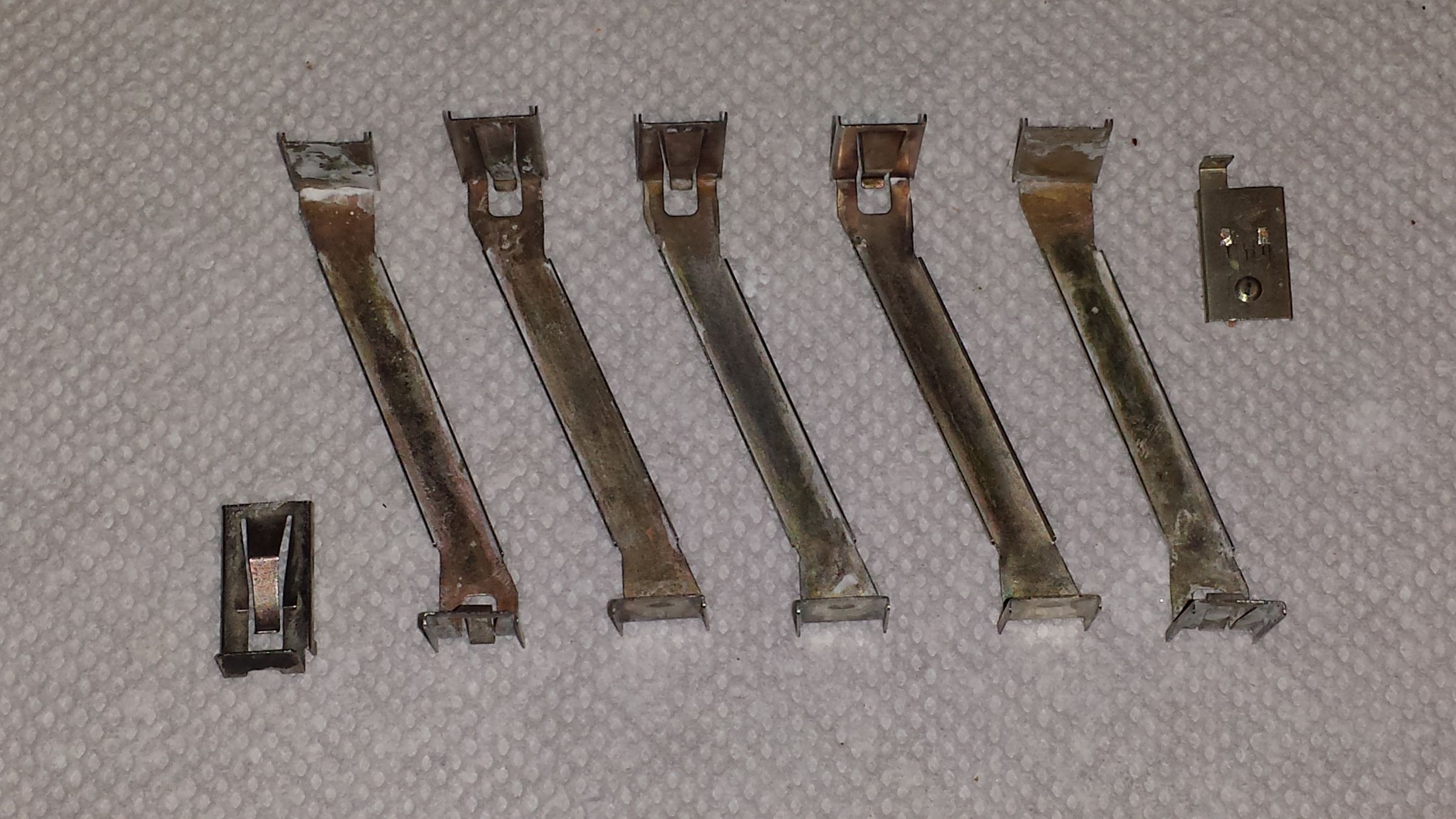 Restoring Corroded Battery Contacts : 7 Steps (with Pictures ...