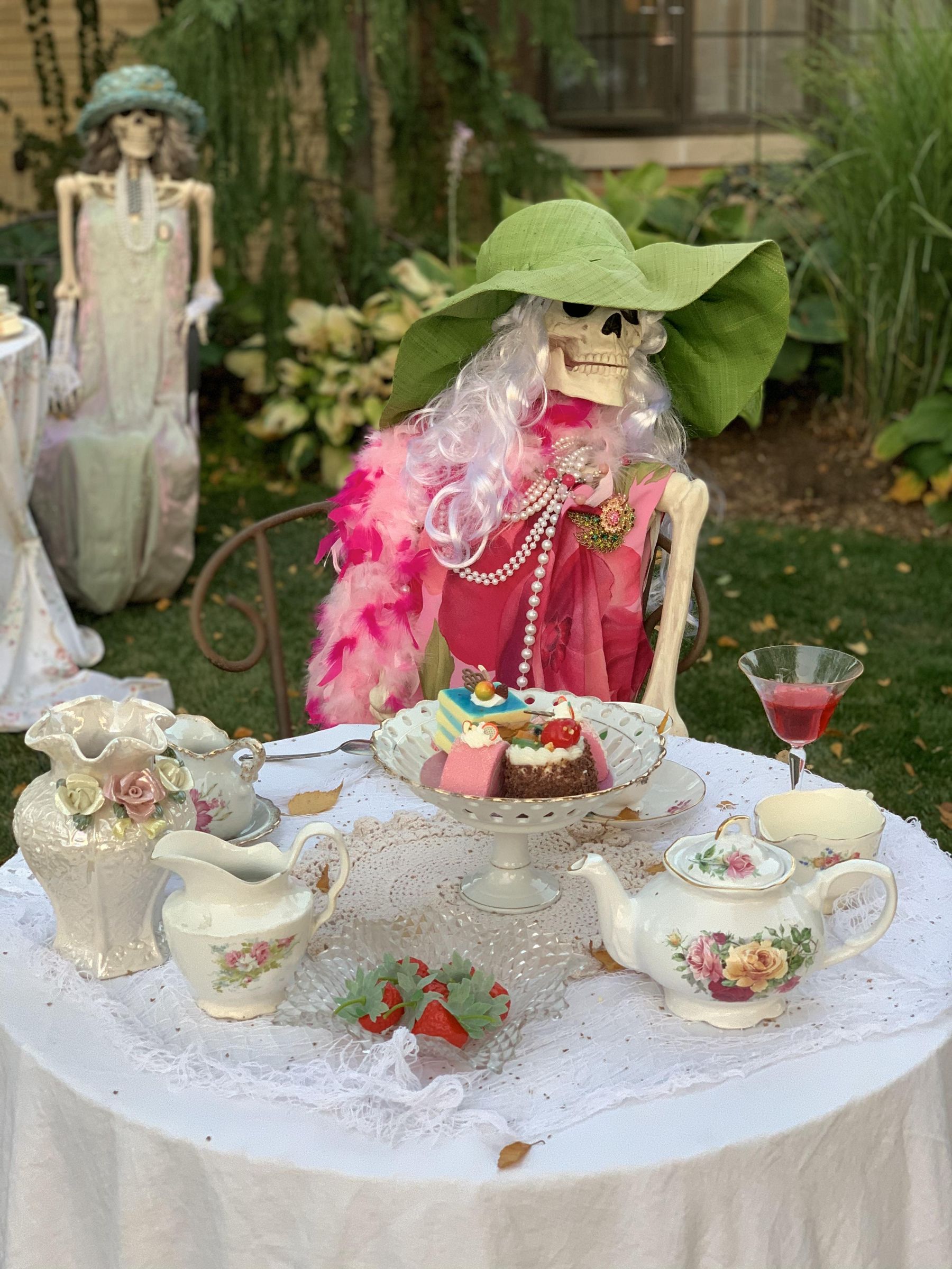 Skeleton Tea Party Decorations : 7 Steps (with Pictures) - Instructables