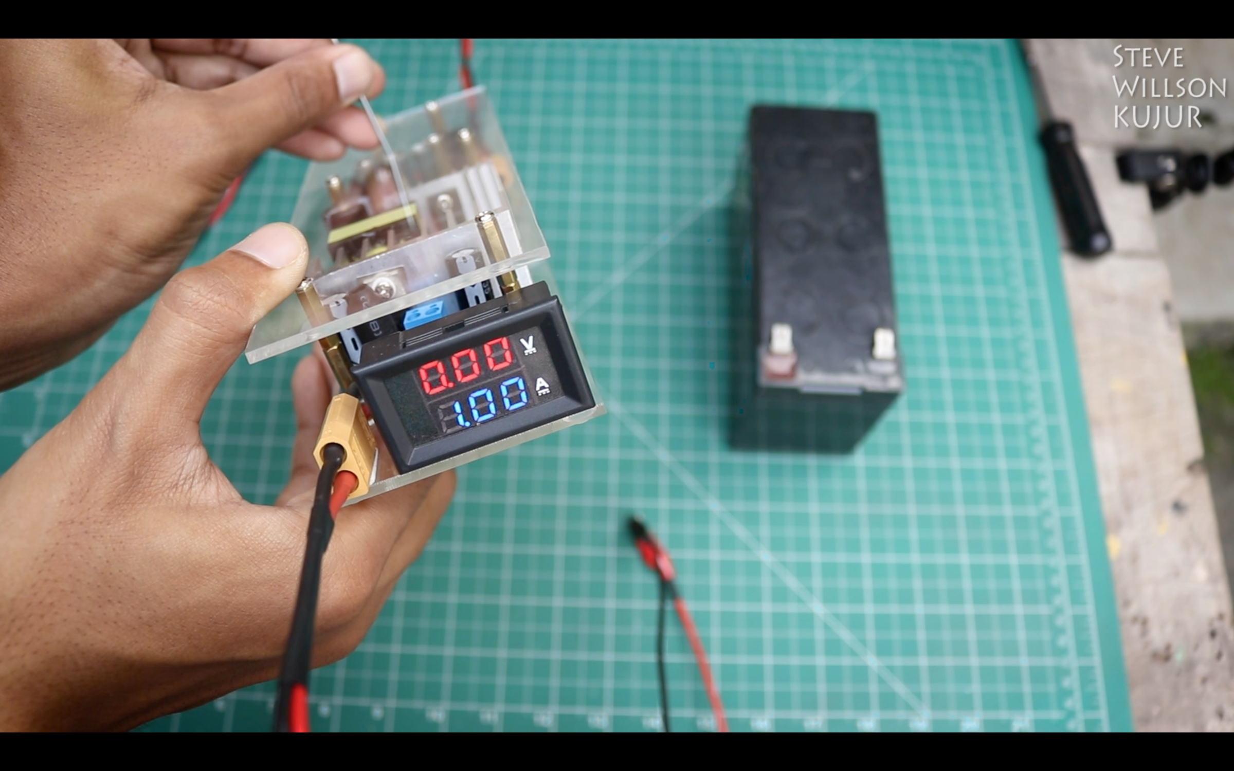 How to Make an Automatic 12V Battery Charger : 17 Steps (with Pictures ...