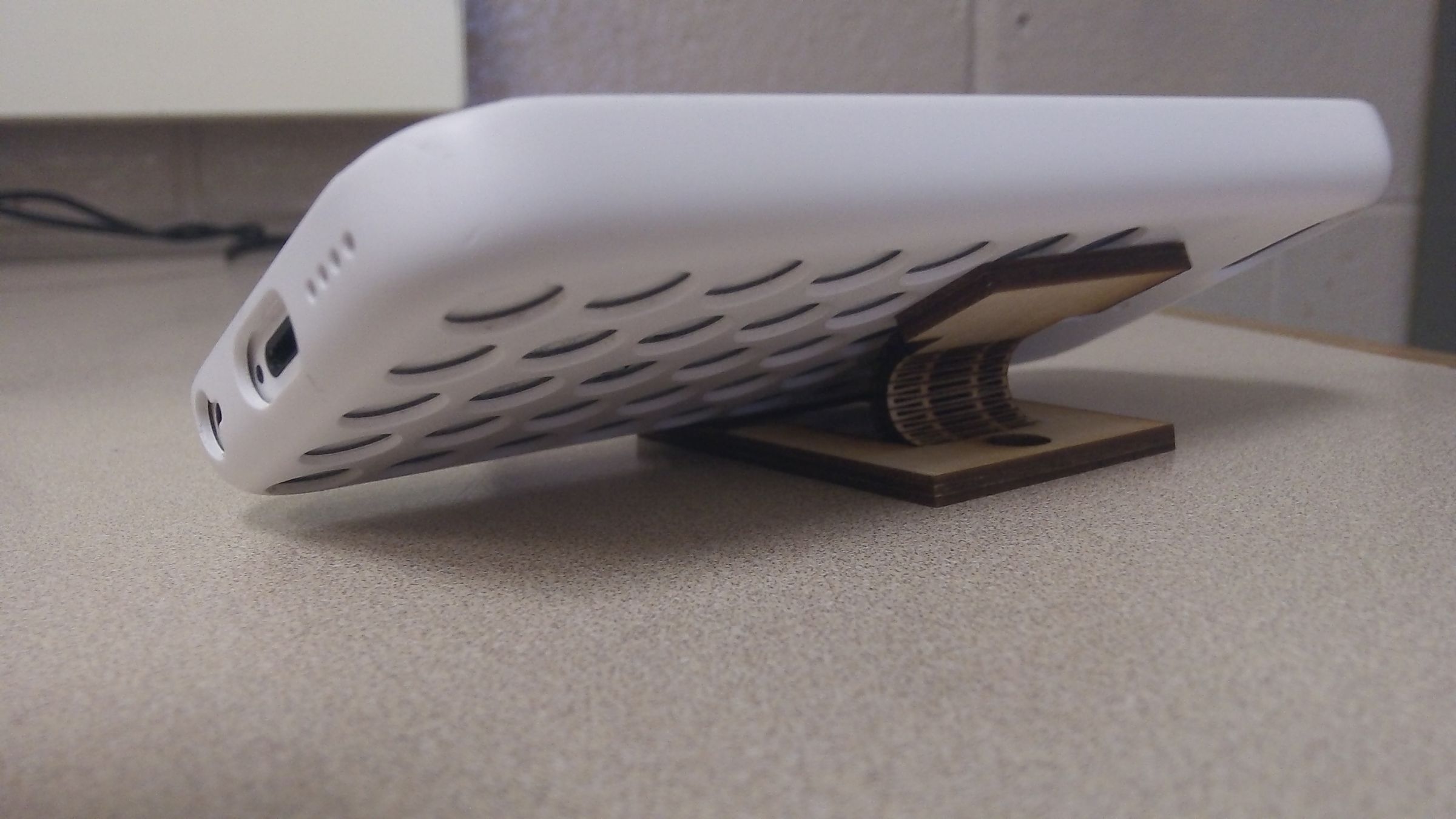 Living Hinge Smart Phone Stand - Instructables