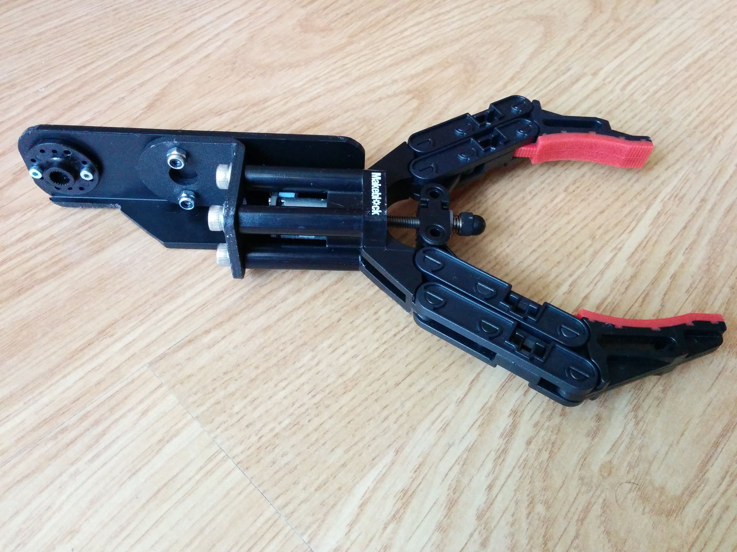 Remote Controlled Smart Robotic Arm : 6 Steps - Instructables