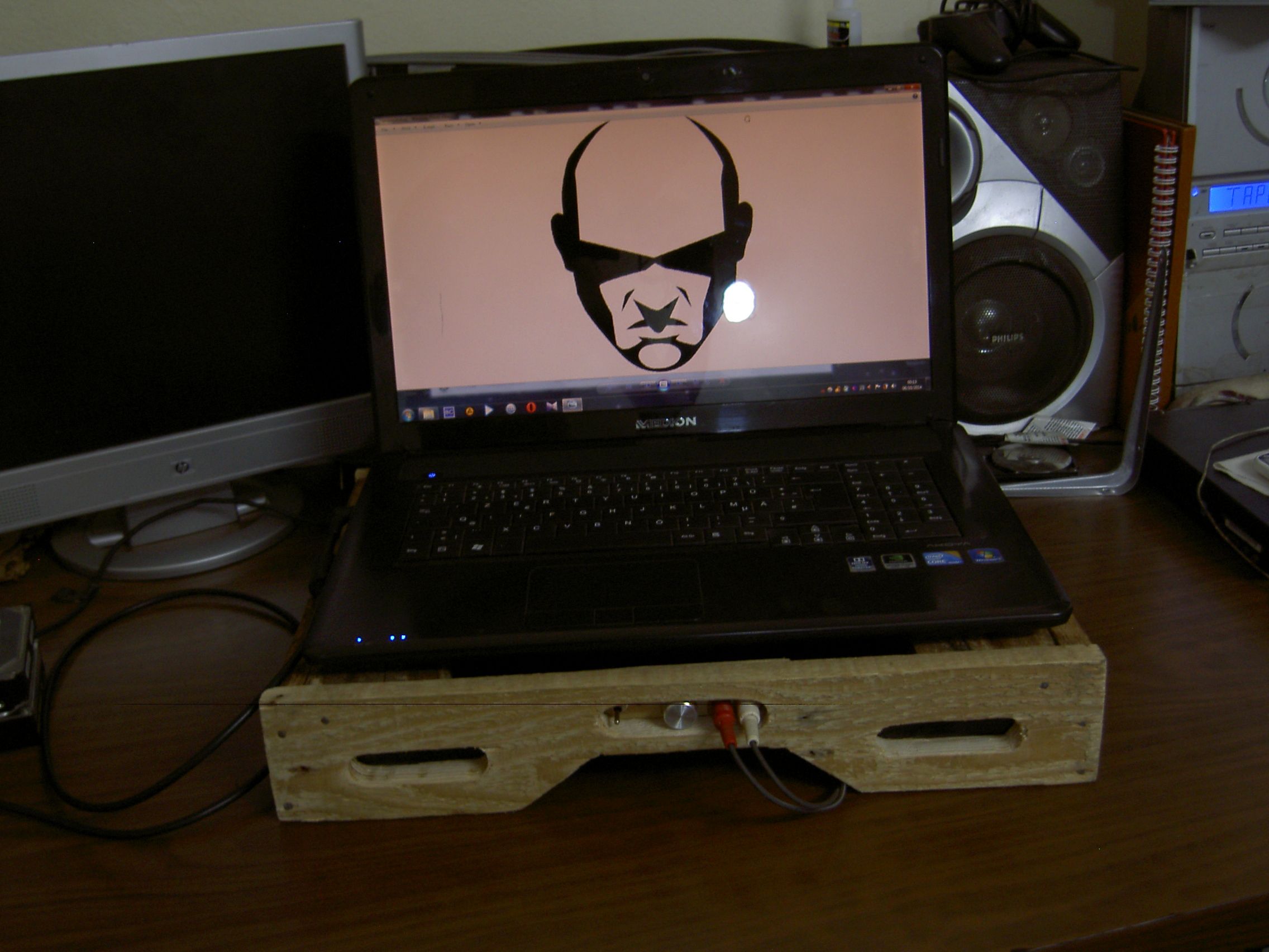Laptop Cooling Stand : 12 Steps - Instructables
