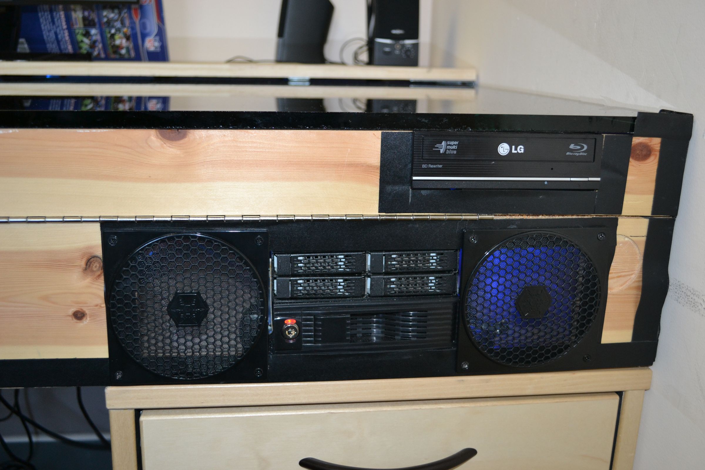 Desk With Built in PC - Instructables